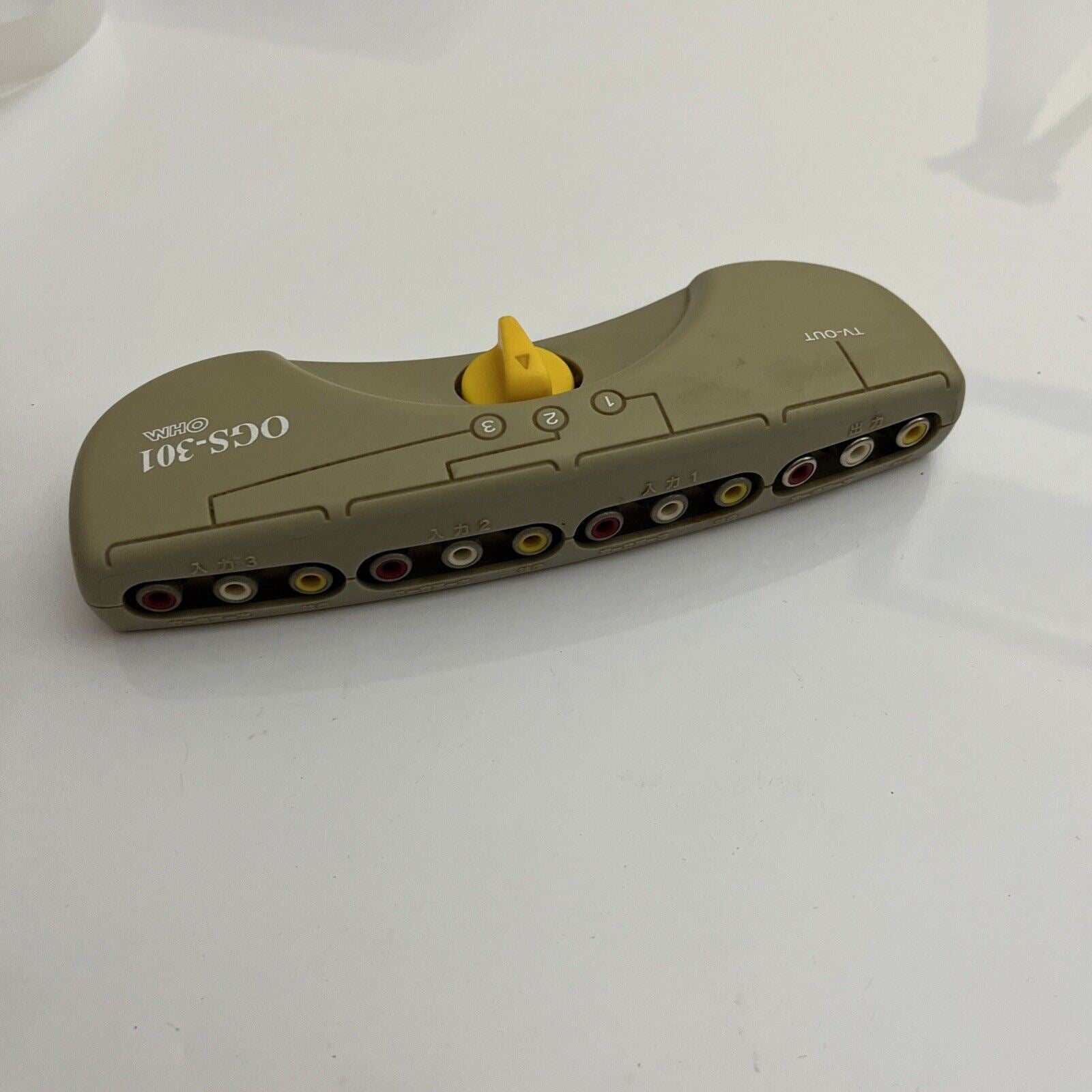 OHM AV Splitter Selector Composite RCA OGS-301 – Retro Unit