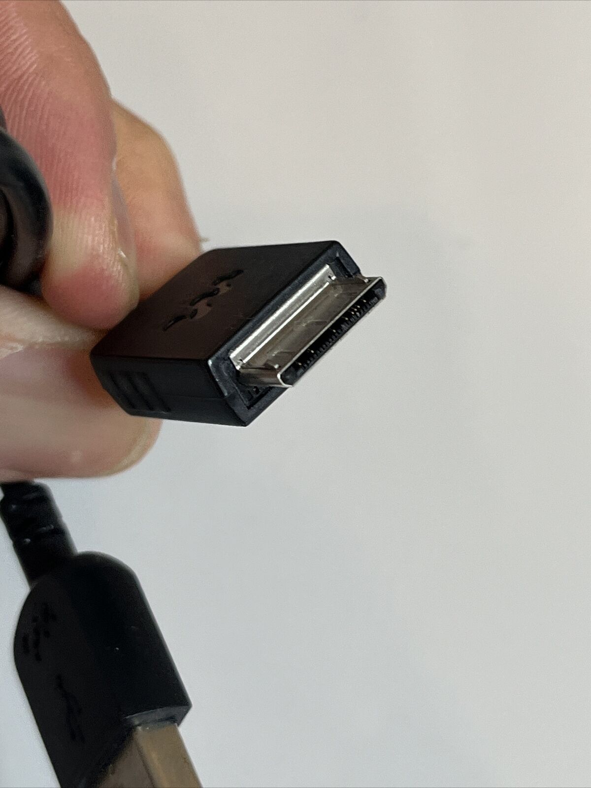 Official Sony WMC-NW20MU Walkman USB Charger & Data WM Port for Sony W ...