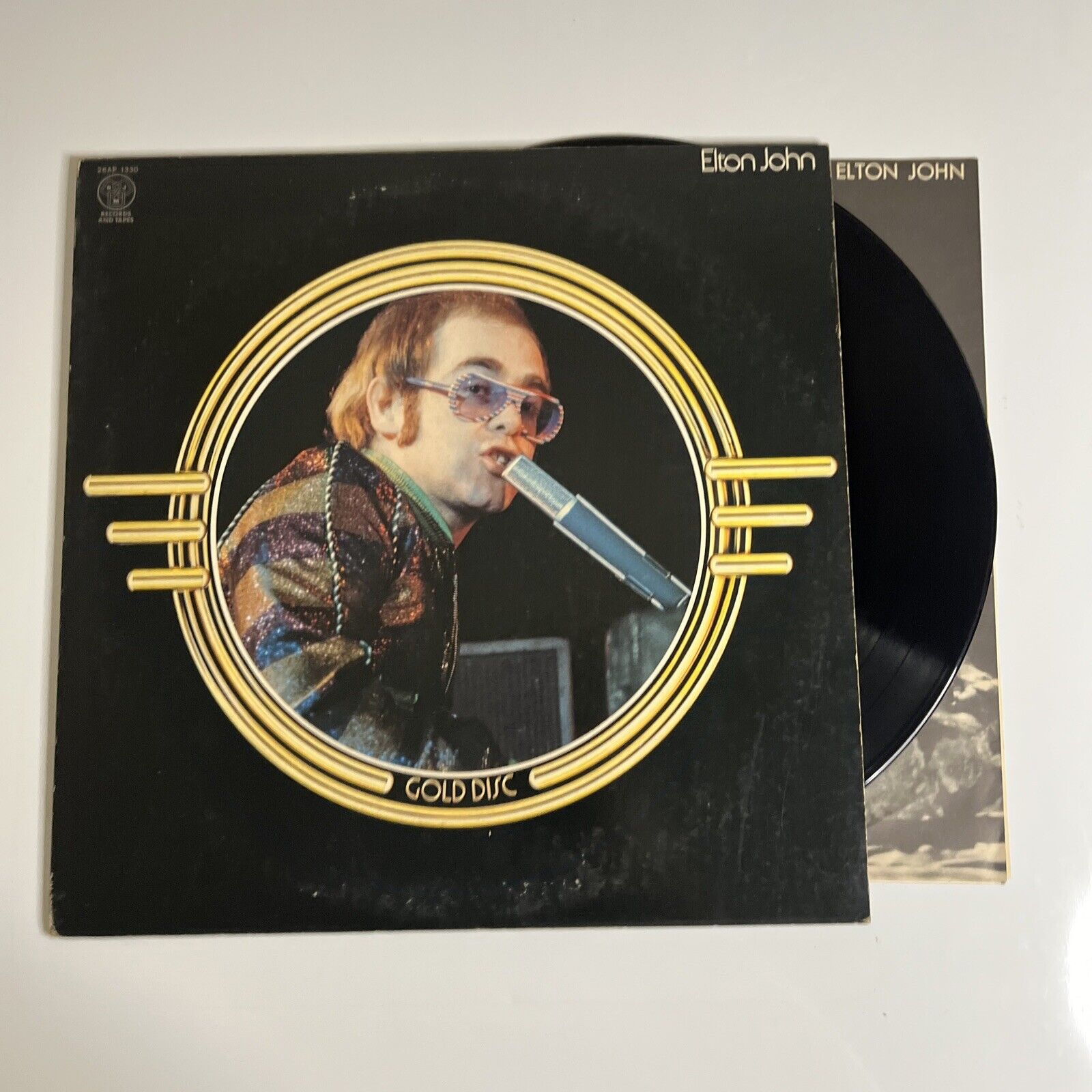 Elton John – Gold Disc LP 1979 Vinyl Record 26AP 1330 – Retro Unit