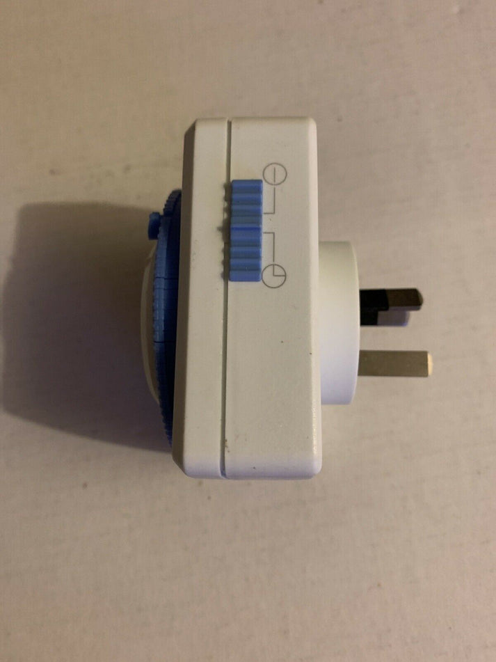 Arlec Model PC607 PowerPoint Timer 24 Hour Analogue Timer – Retro Unit