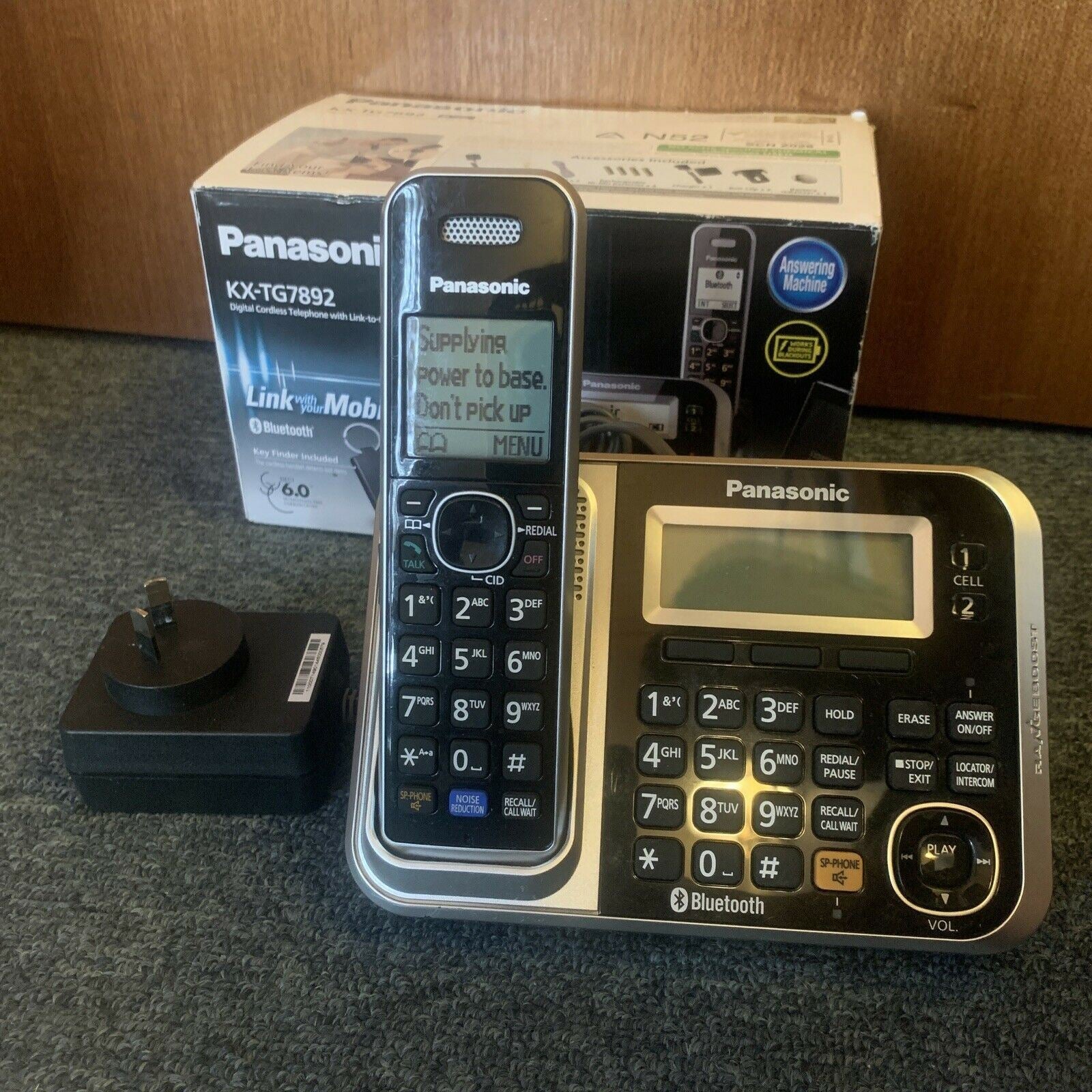 Panasonic KXTG7892AZS Cordless Phone with Bluetooth, Answering Machine ...
