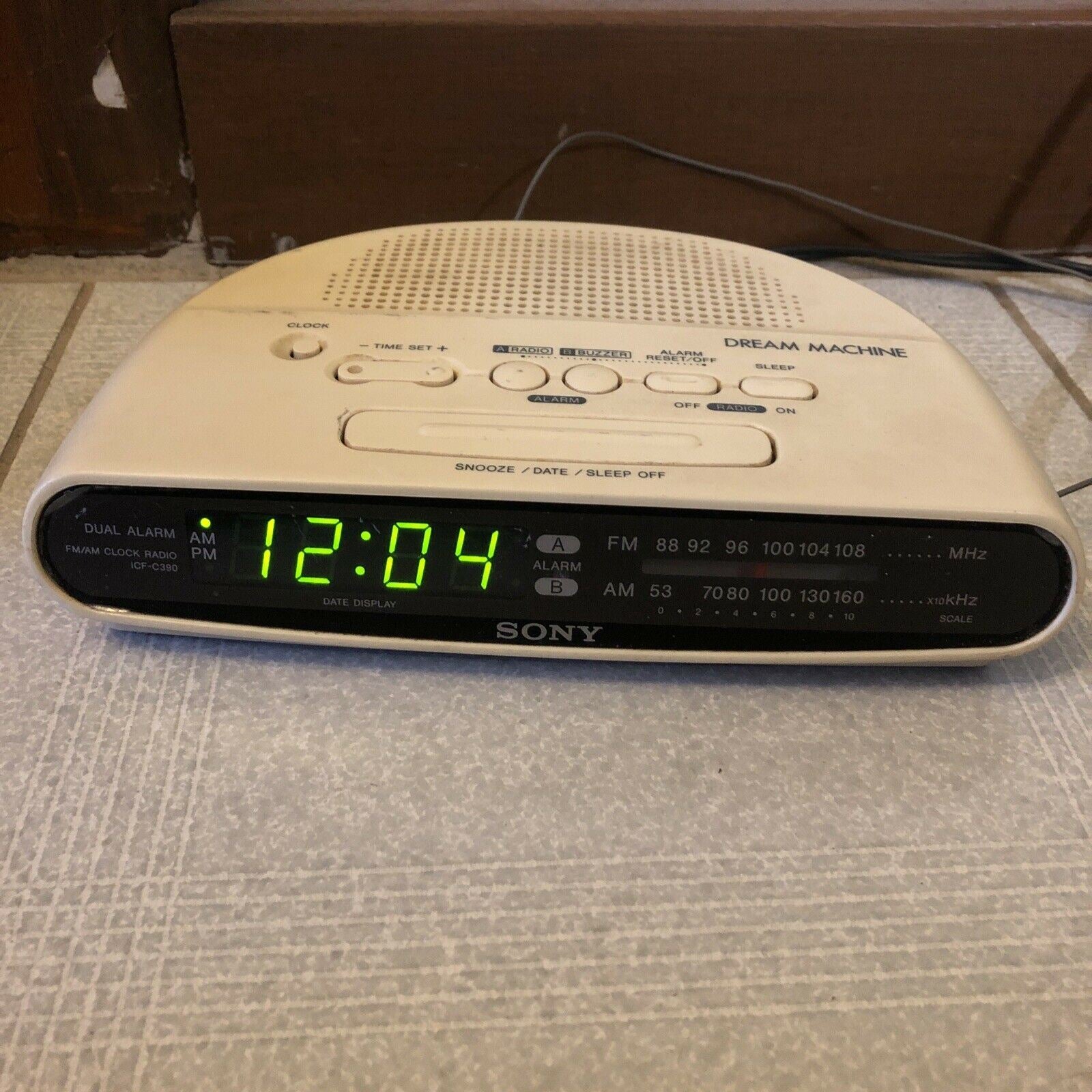 Vintage Sony Dream Machine Dual Alarm Clock AM/FM Radio ICF-C390 ...