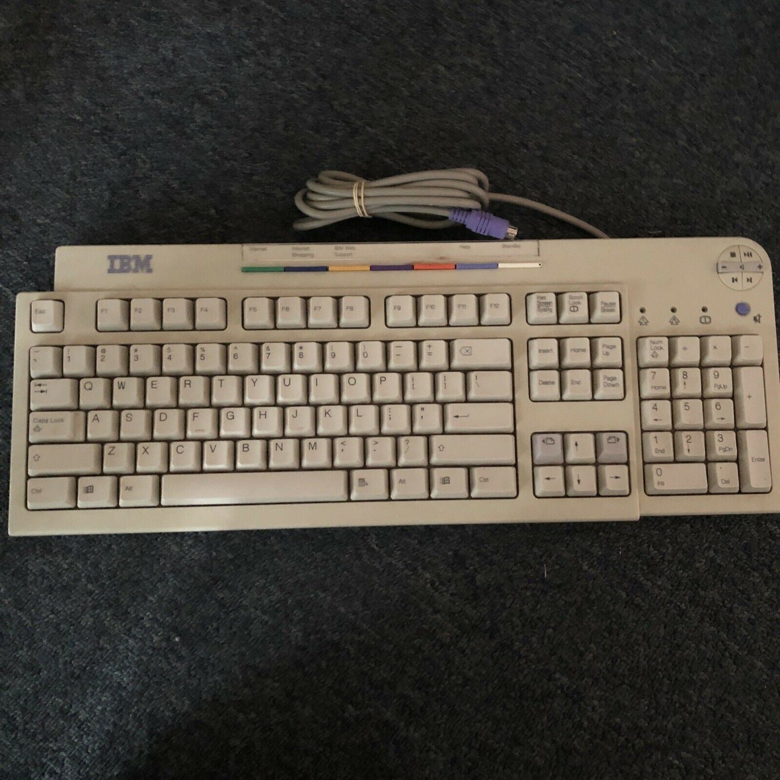 IBM Vintage Computer Keyboard Beige KB-9930 / 37L2609 PS/2 – Retro Unit
