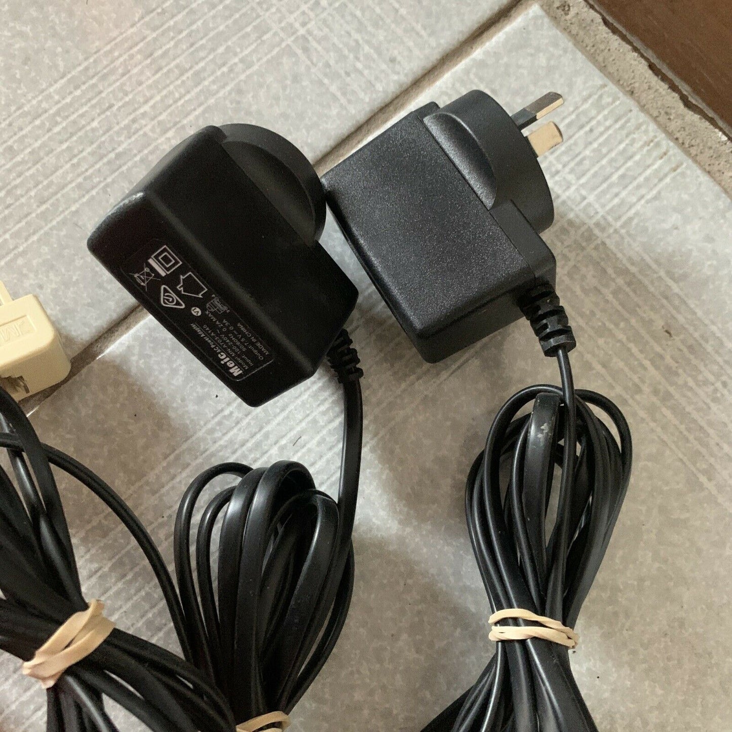 Telstra Digital Twin Cordless Telephone DECT Colombo Neue - Coral Red ...