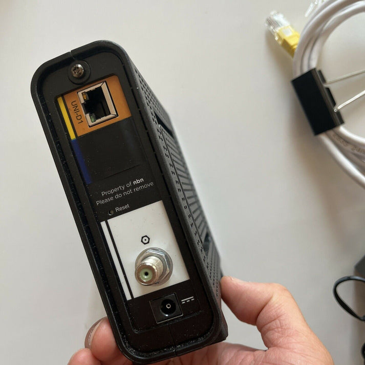 ARRIS CM8200B P2 NBN Connection Box HFC Modem Router – Retro Unit