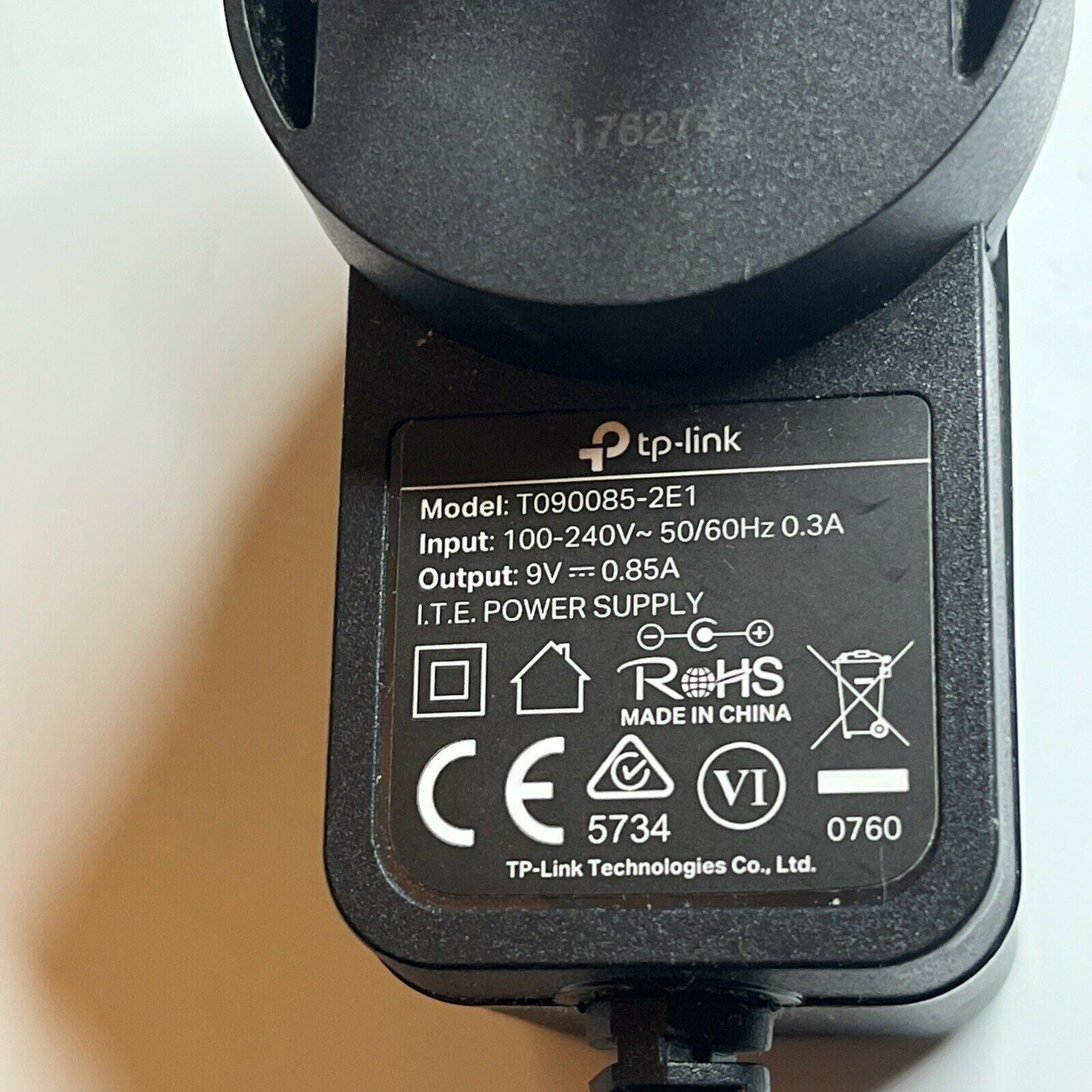 Genuine Tp-Link T090085-2E1 AC Adapter 9V 0.85A for Router – Retro Unit