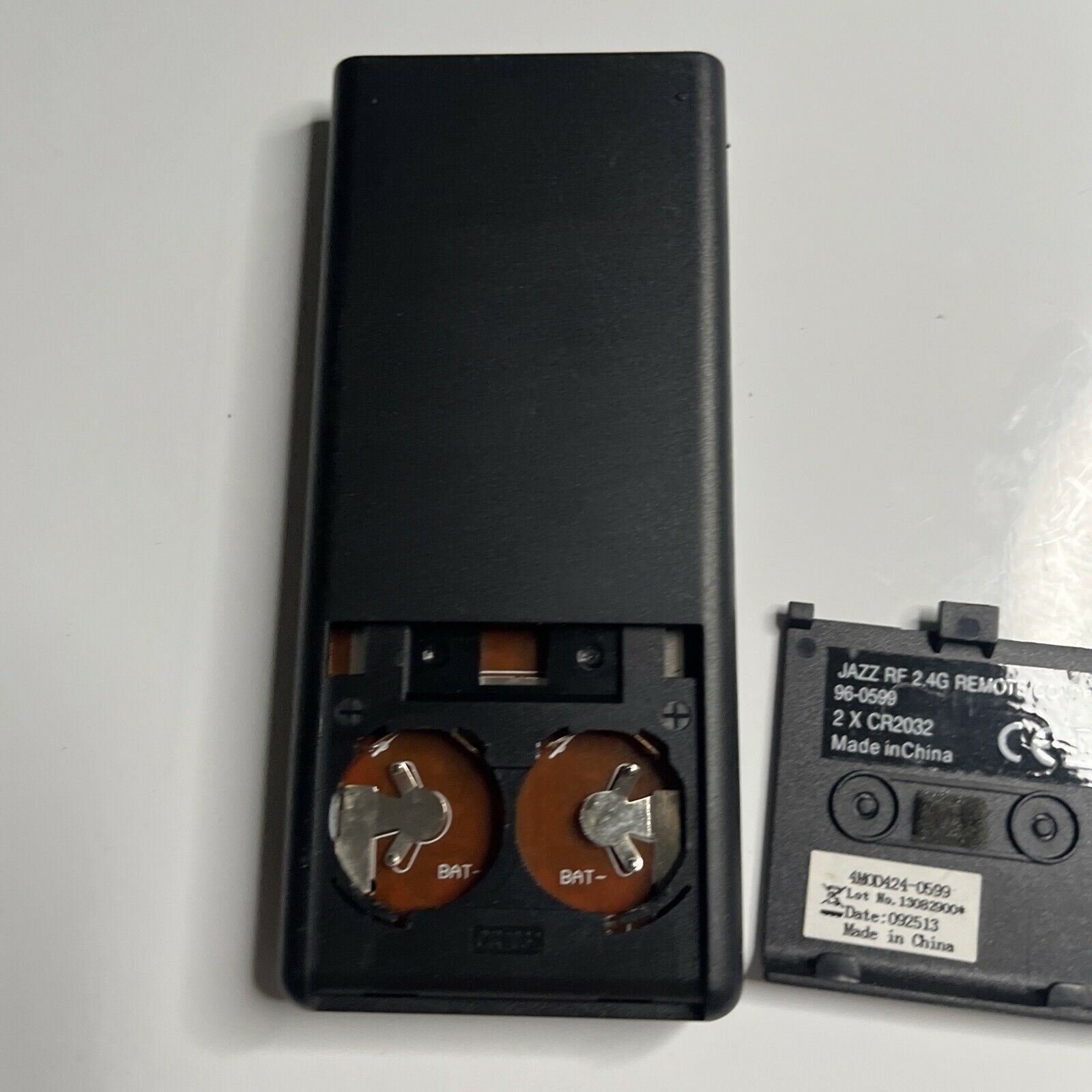 Telstra Remote Control Jazz RF 2.4G Remote Control 96-0599 – Retro Unit