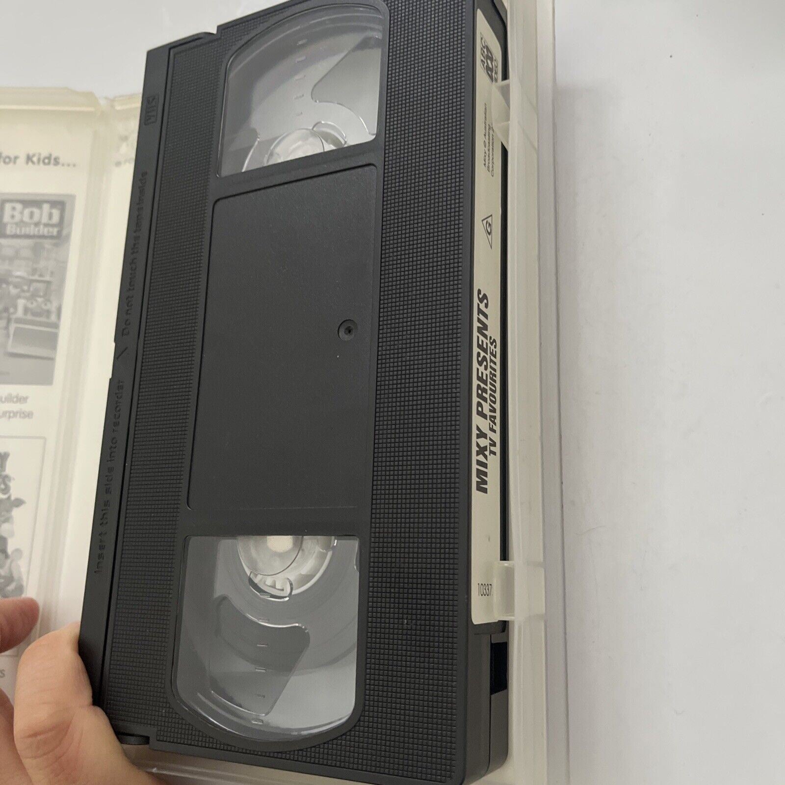 Mixy Presents TV Favorites (VHS, 2002) PAL – Retro Unit
