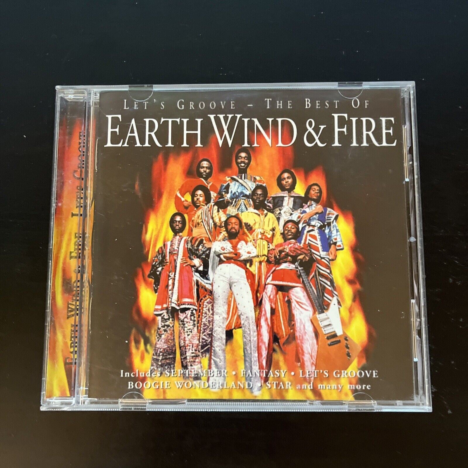 Earth, Wind & Fire - Let's Groove - The Best Of Earth, Wind & Fire (CD ...
