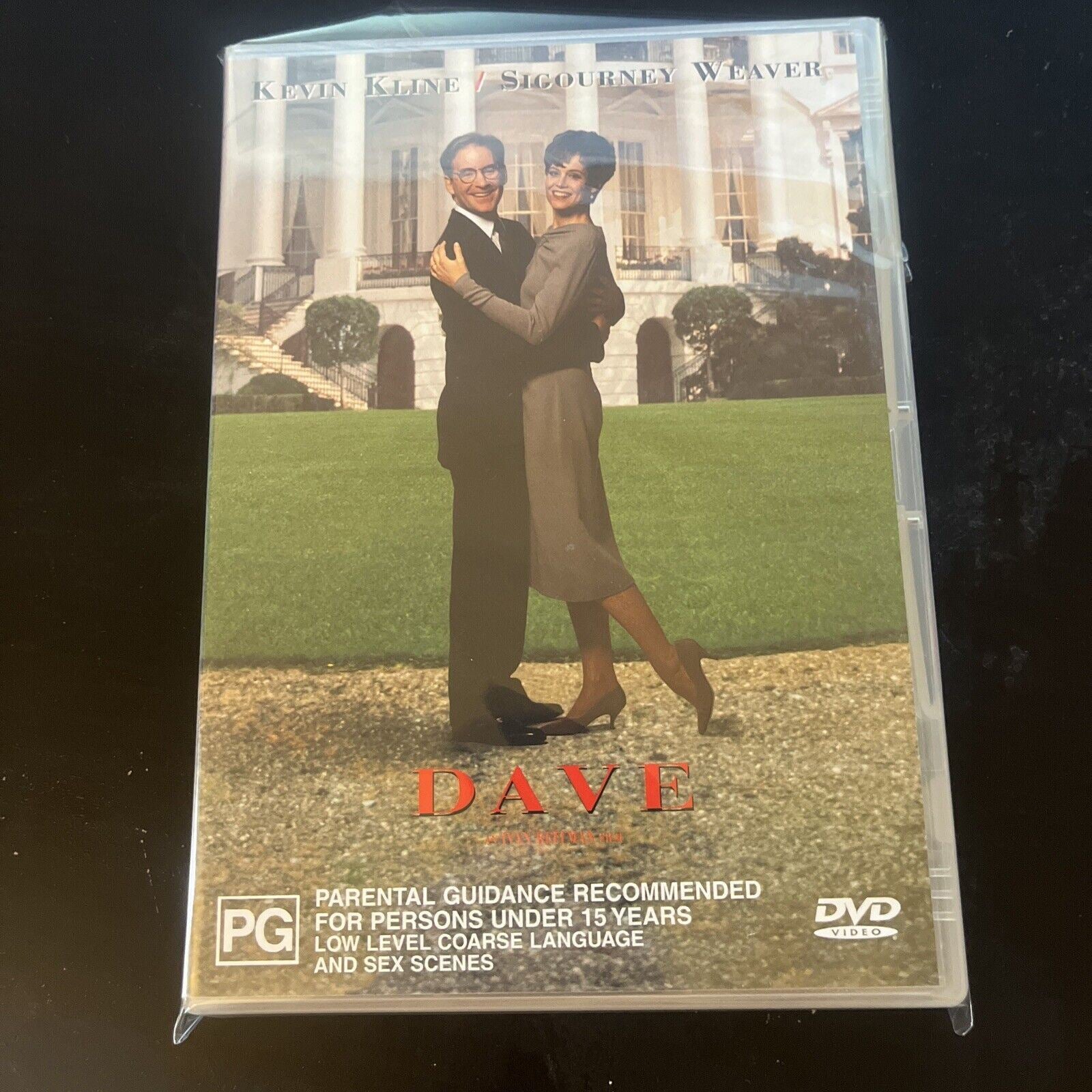 Dave (DVD, 1993) Kevin Kline, Sigourney Weaver, Frank Langella NEW Reg ...