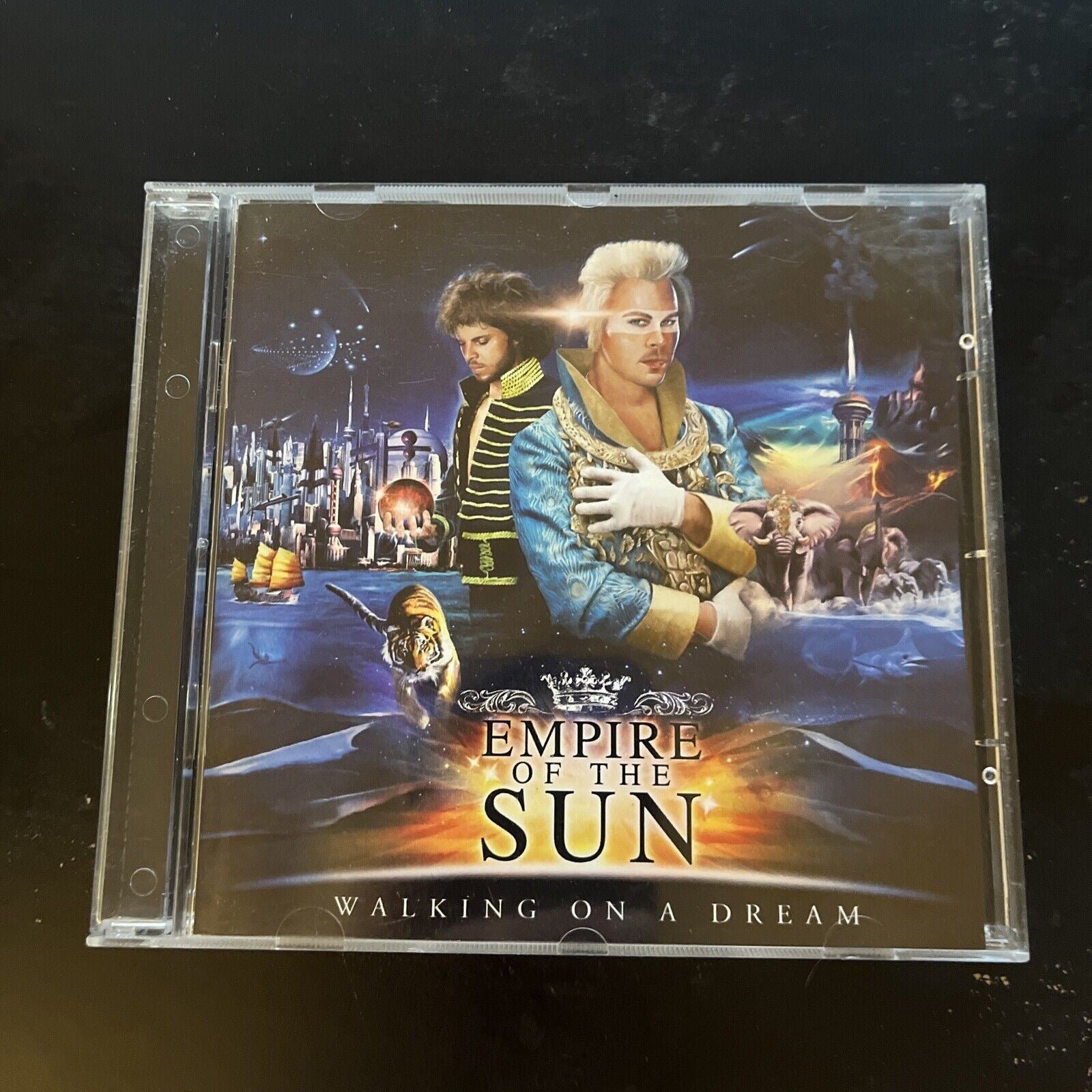 Empire of the Sun - Walking on a Dream (CD, 2008) – Retro Unit