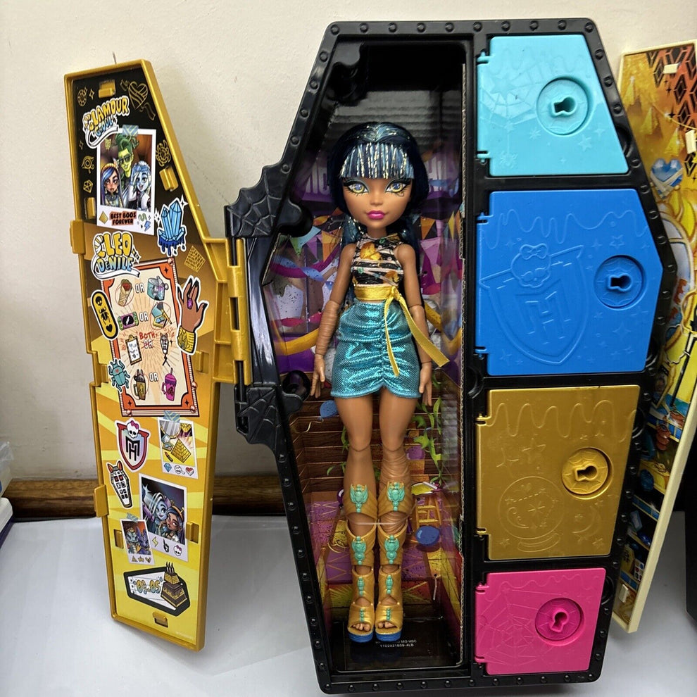 2x Monster High Skulltimate Secret Fearidescent Cleo De Nile – Retro Unit