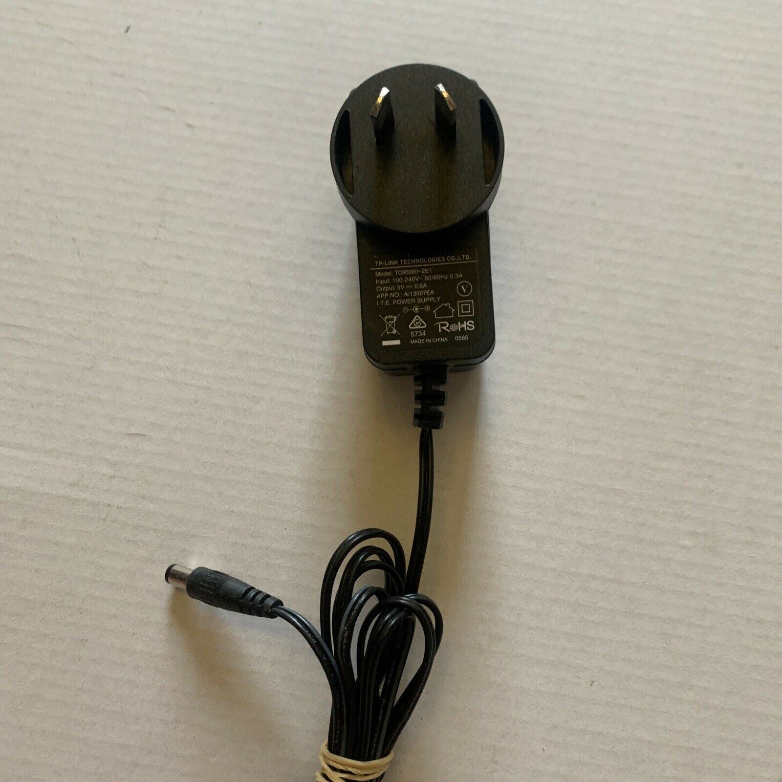 Genuine TP-Link T090060-2E AC Adapter 9V 0.6A For Router – Retro Unit