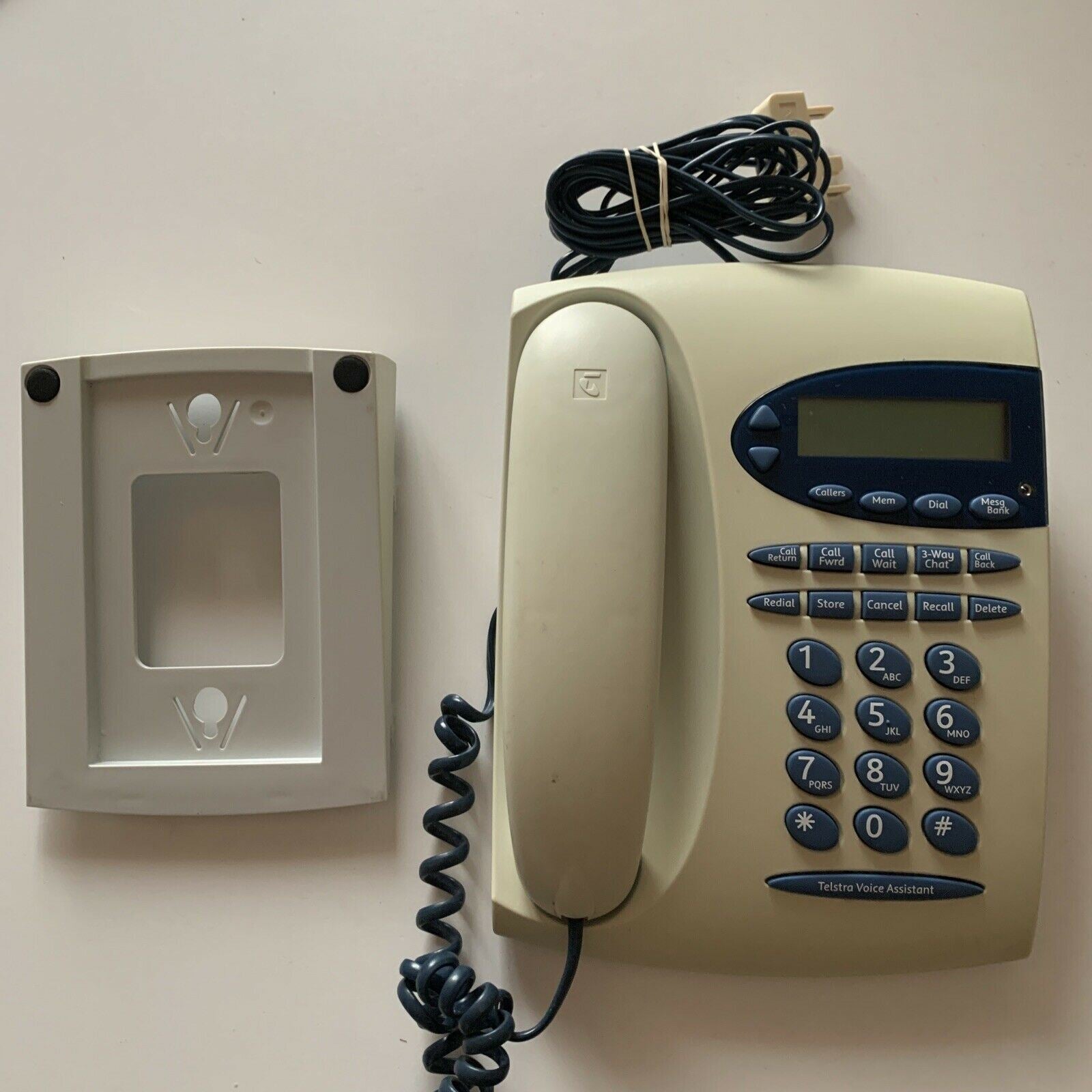 Telstra T1000C Corded Button Corded Landline Telephone With Wall Mount ...