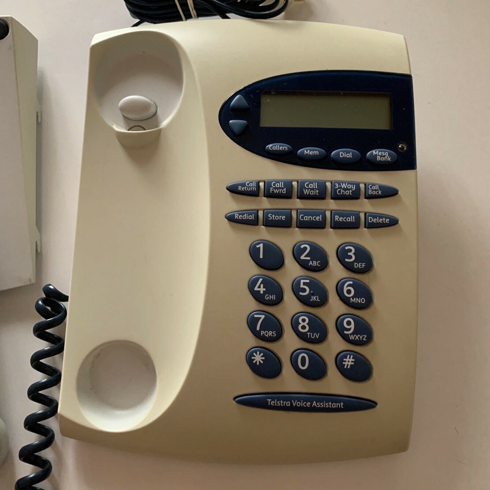 Telstra T1000C Corded Button Corded Landline Telephone With Wall Mount ...