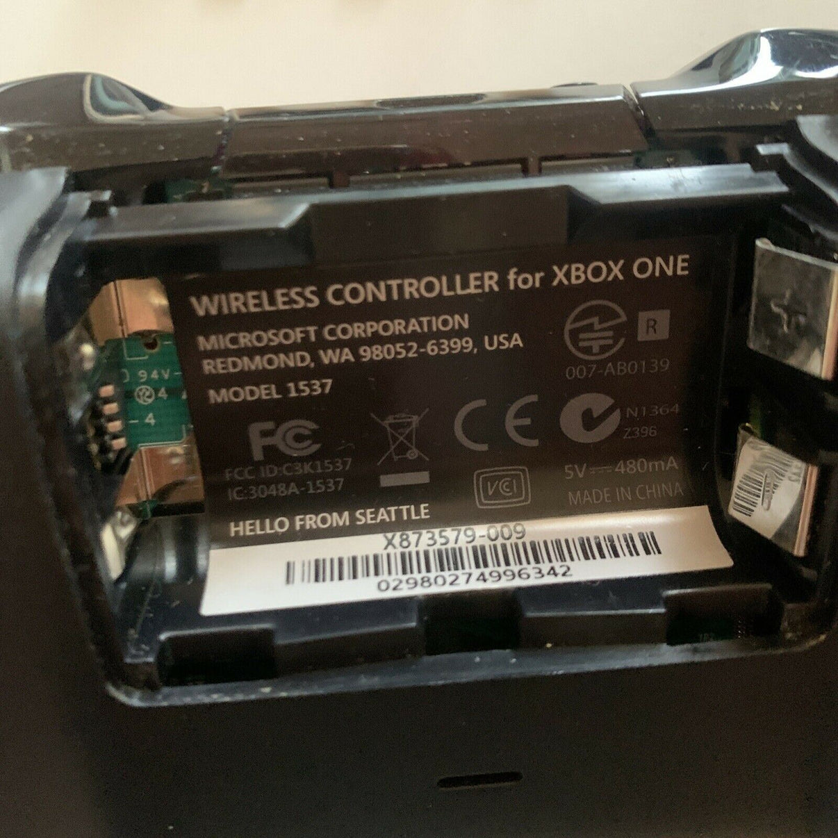 Microsoft Xbox Wireless Controller Carbon Black Model 1537 – Retro Unit