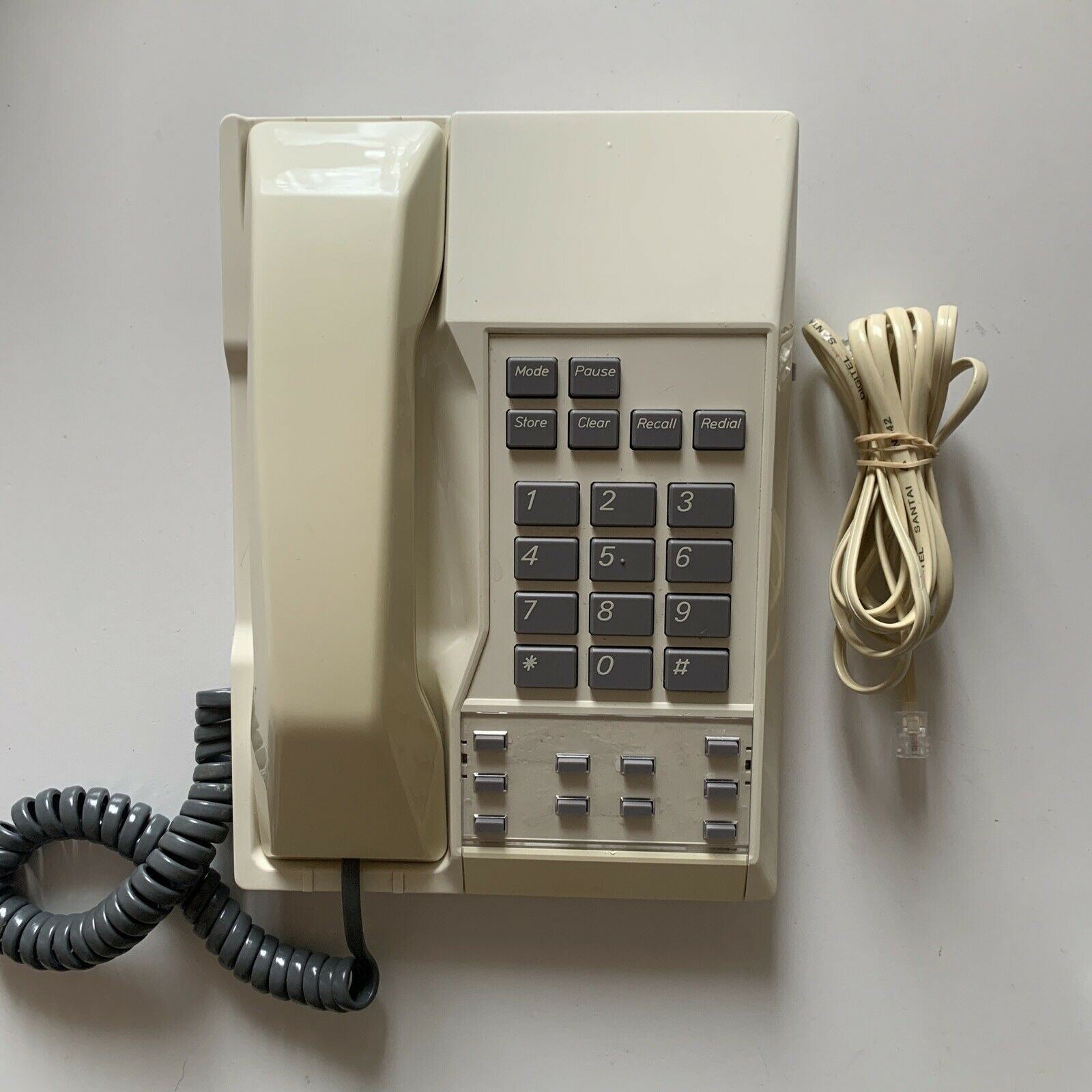 Telecom 550/200 Corded Telephone NBN Compatible – Retro Unit