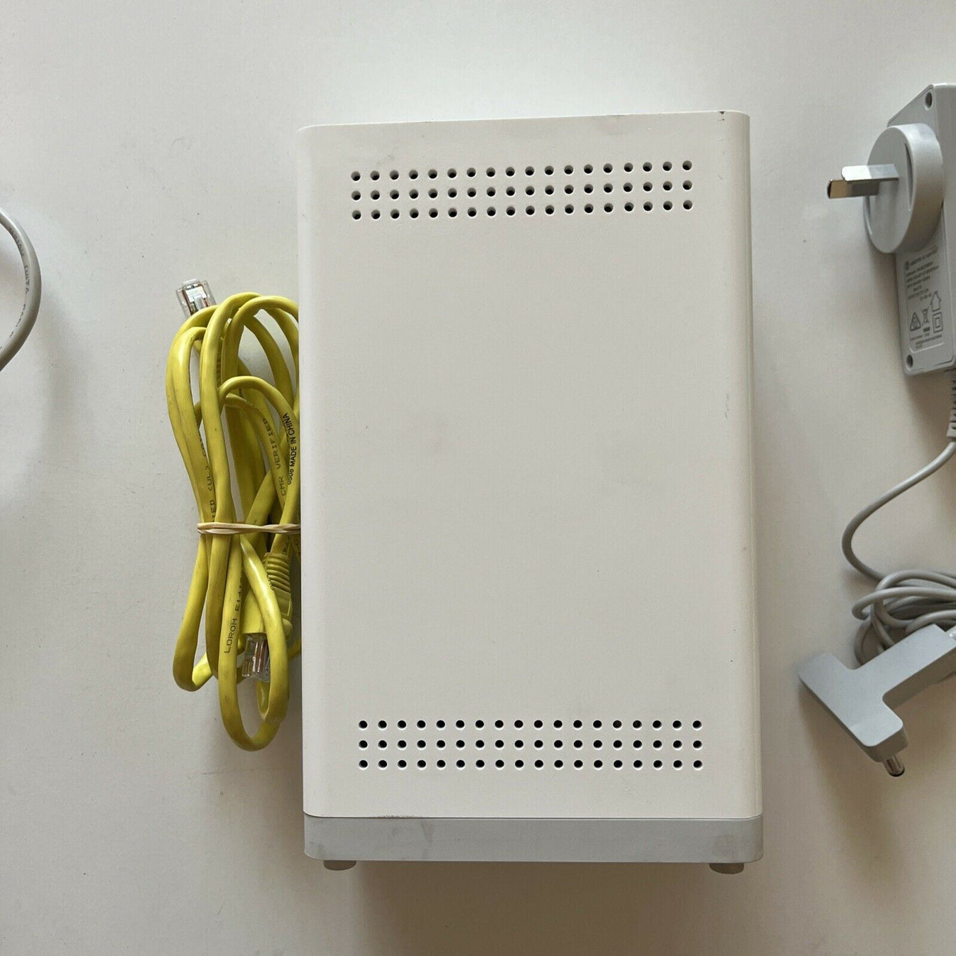 Telstra Smart Modem Gen 2 With Voice 4G Backup NBN DJA0231 – Retro Unit
