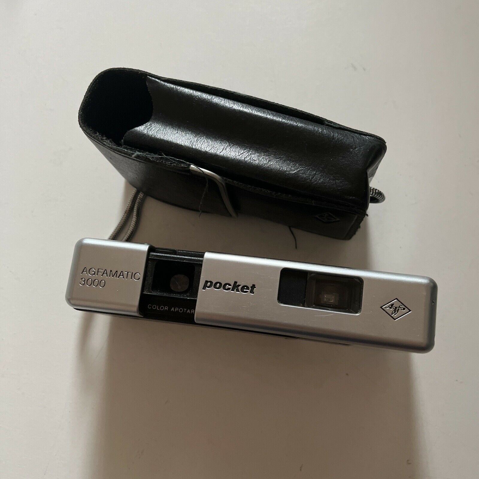 Agfamatic 3000 Pocket Film Camera 35mm *Untested* – Retro Unit