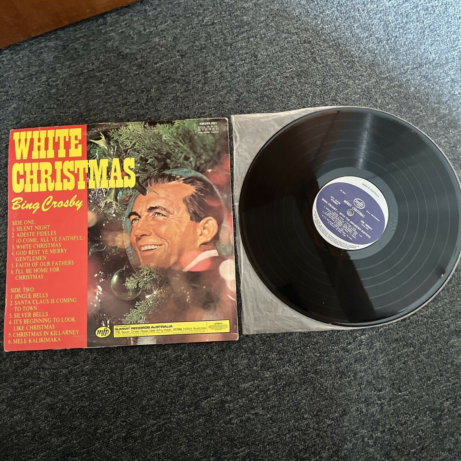 Bing Crosby - White Christmas (Vinyl LP Record) XM 399001 – Retro Unit