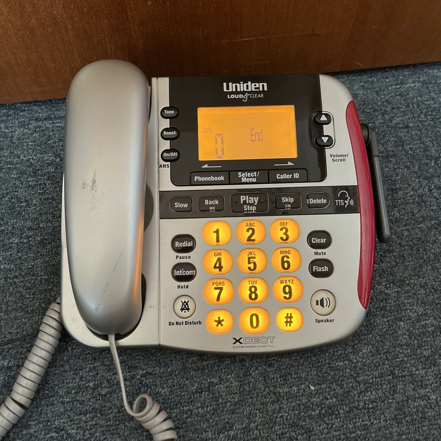 Uniden SSE27+1 Loud & Clear Landline Corded Phone for Hearing/Visually ...