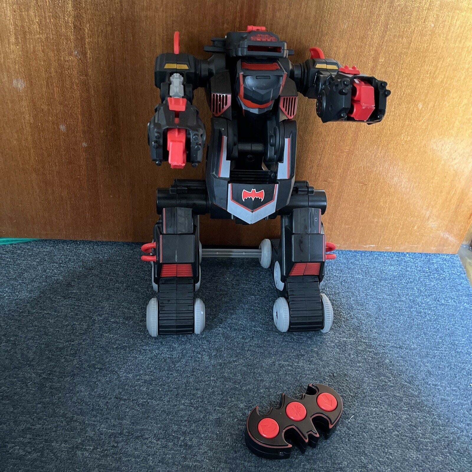 Imaginext DC Super Friend RC Red Transforming Batbot Batman Robot 2019 ...