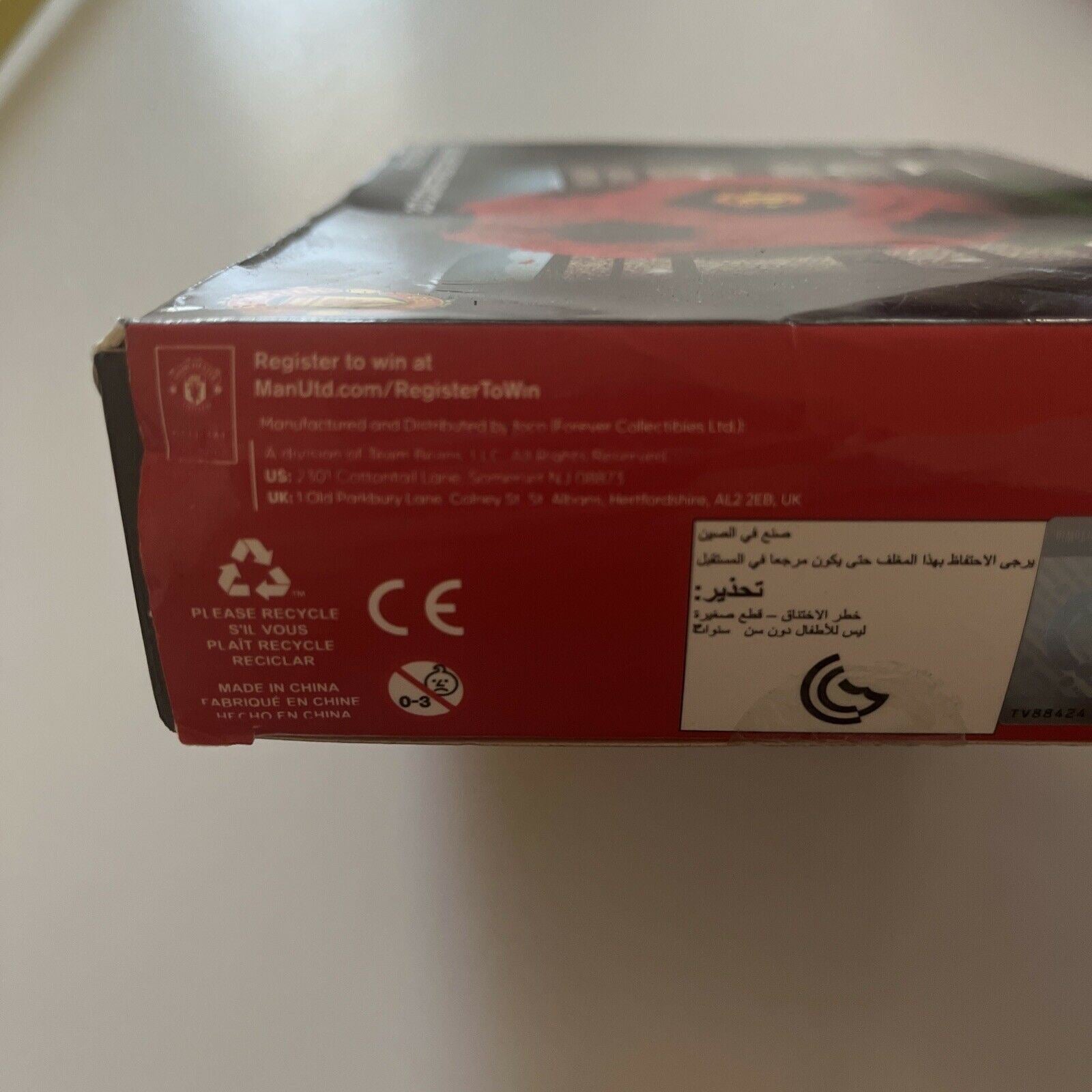 Manchester United Football 3D Construction Toy 687 Pieces – Retro Unit