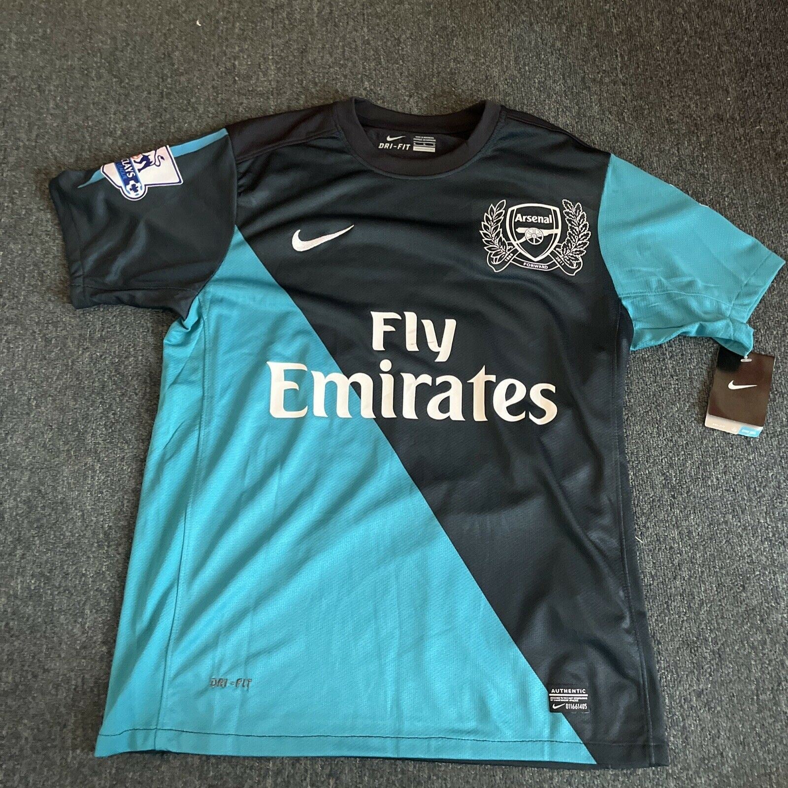 Arsenal Emir Nike Dri-Fit Active Shirt Medium Size NWT – Retro Unit