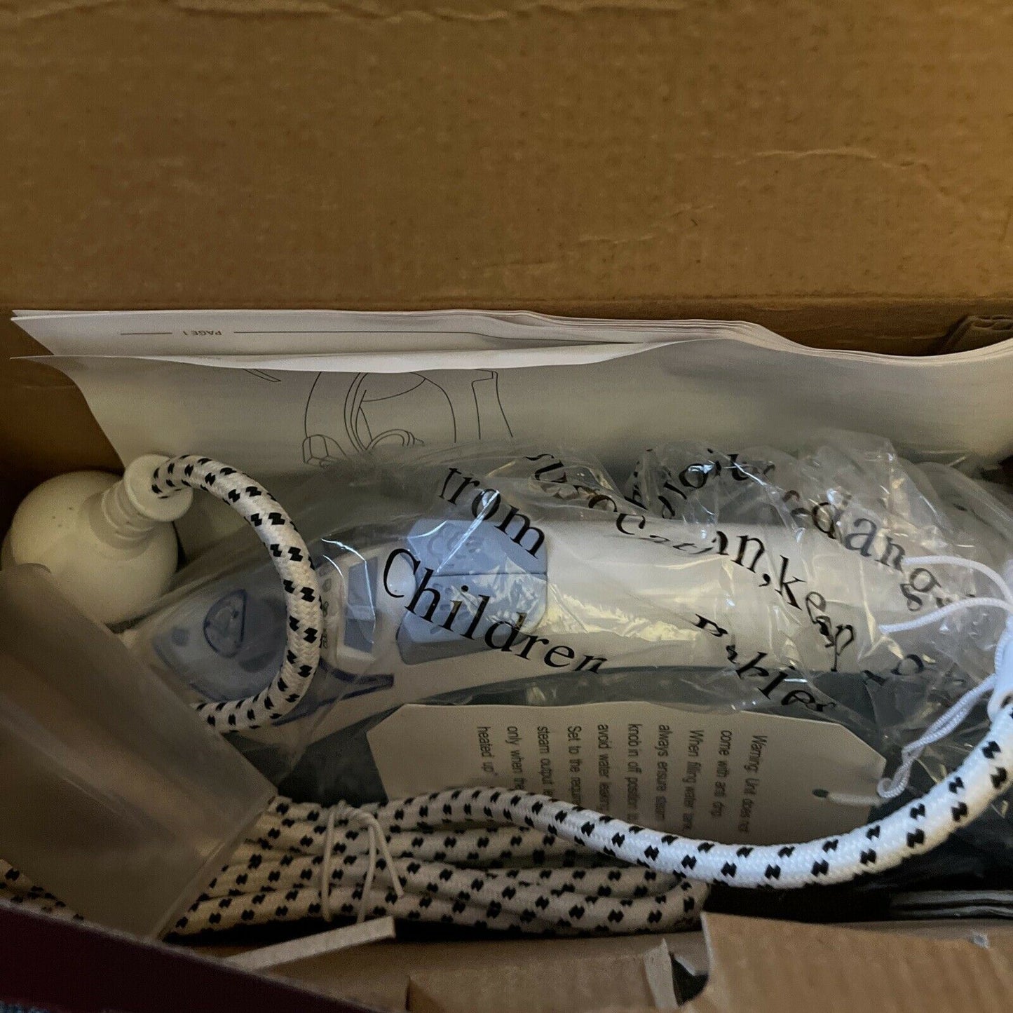 Woolworths Steam Iron. New never used – Retro Unit