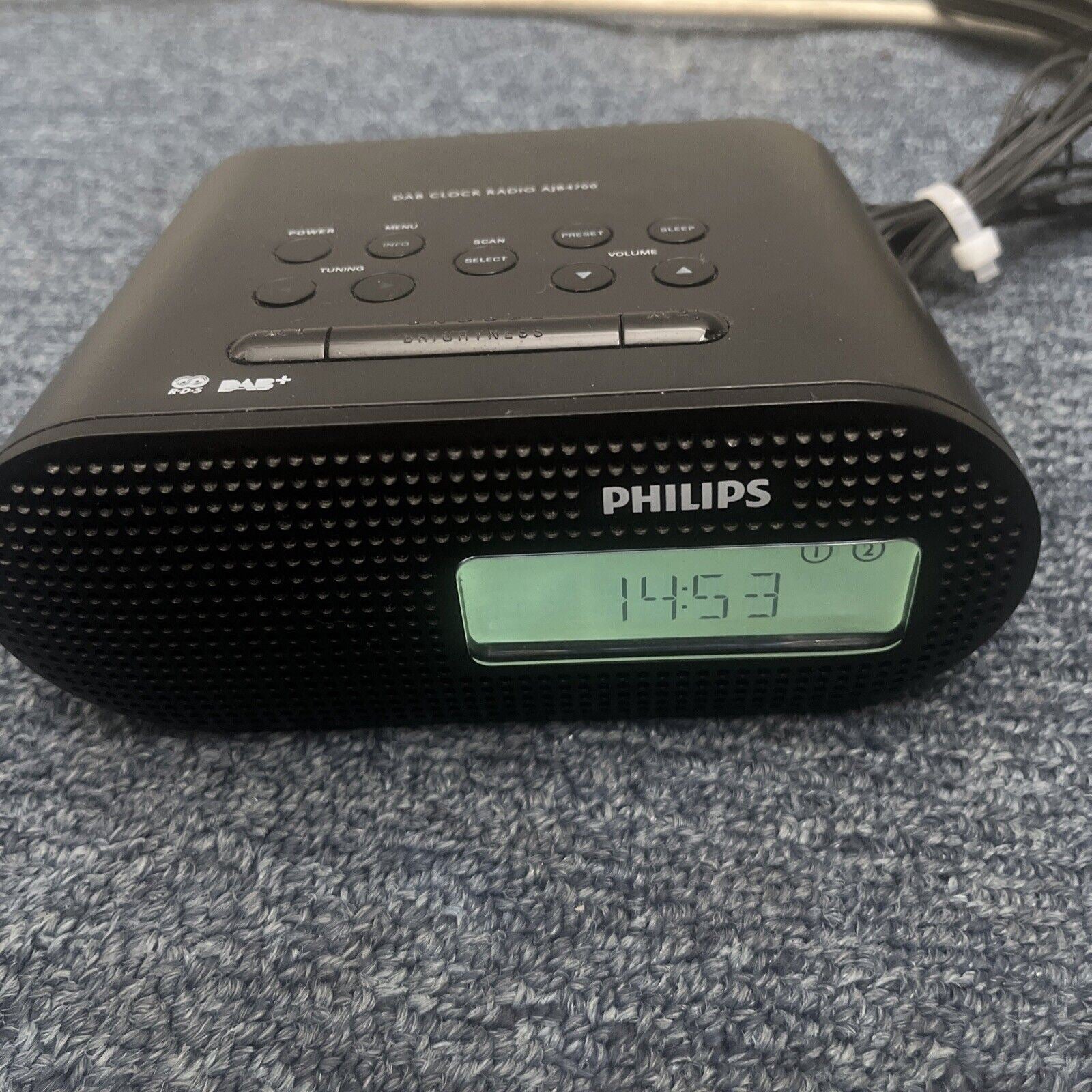 Philips DAB+ Digital Radio Alarm Clock AJB4700 – Retro Unit