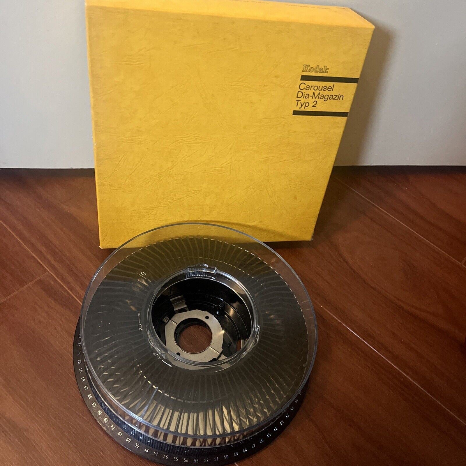 Kodak 80 Slide Carousel Magazine Type 2 35mm – Retro Unit