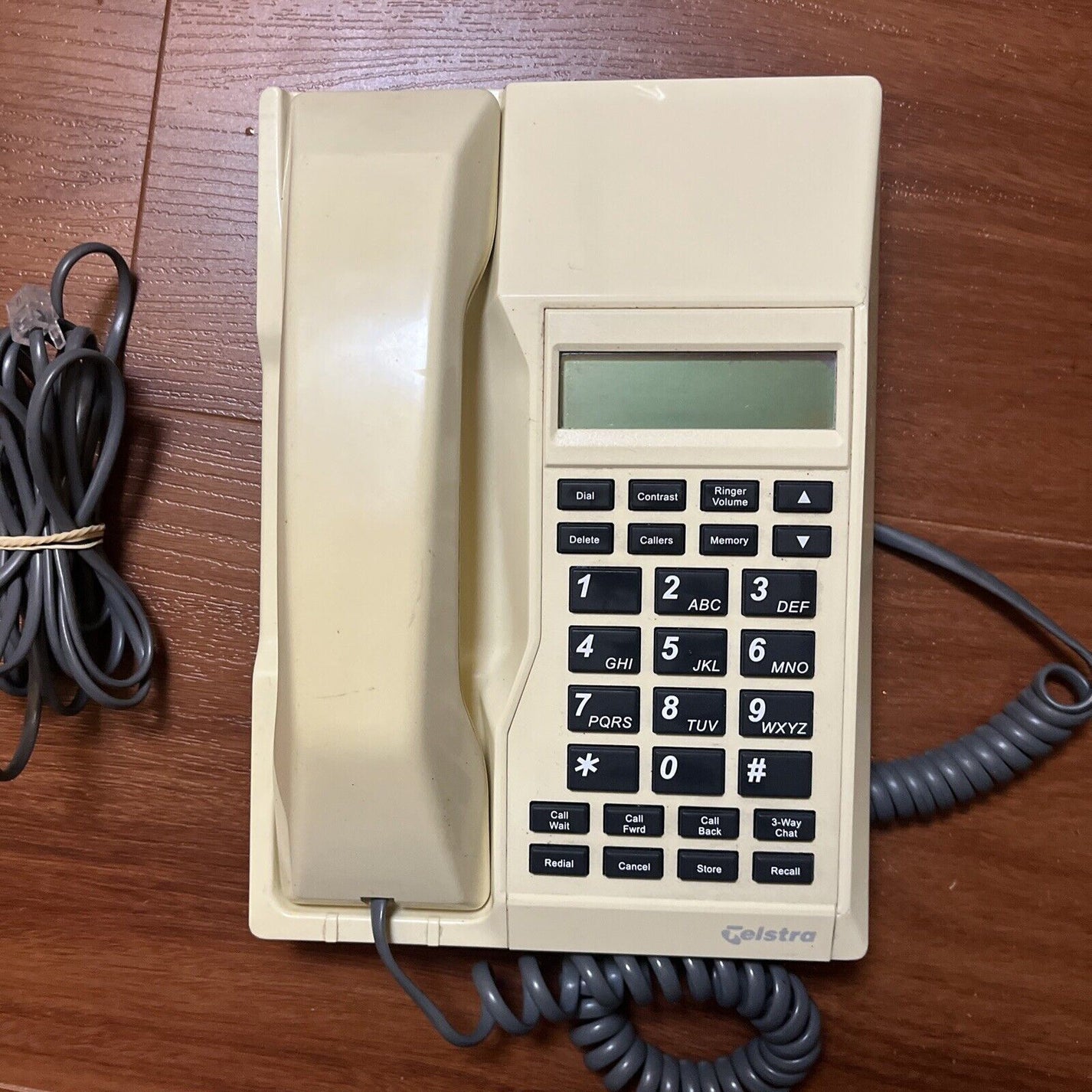 Telstra CMD Touchfone Corded Telephone – Retro Unit