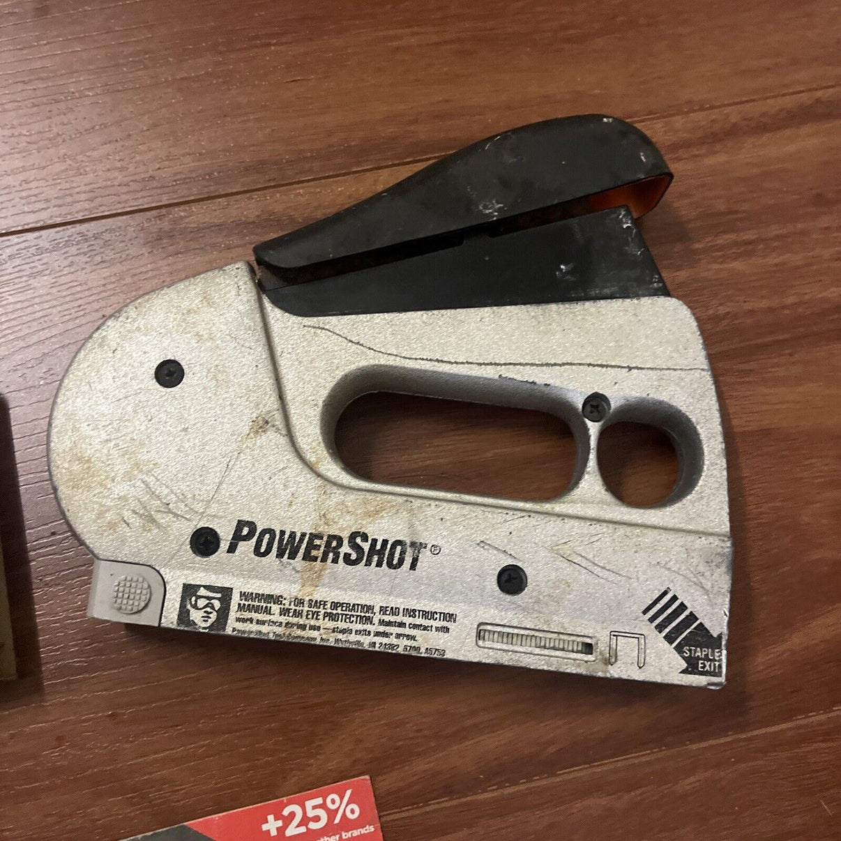 Black & Decker PowerShot Staple Gun with 6x Set of T50 Arrow Heavy Dut ...