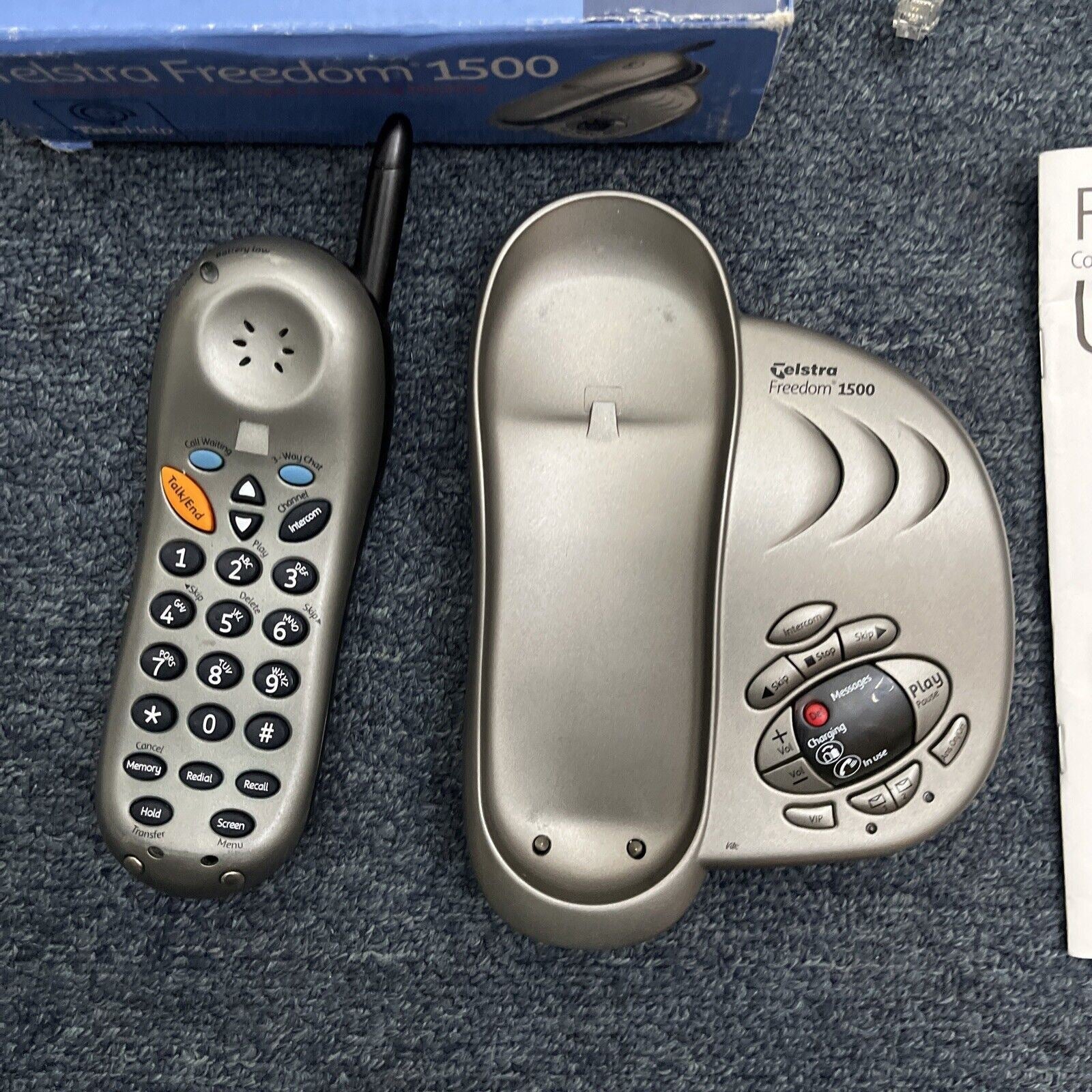 Telstra Freedom 1500 Cordless Telephone & Digital Answering Machine ...