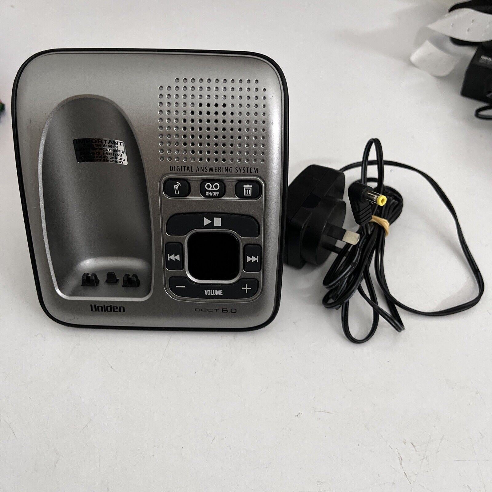 Uniden DECT1735 Charging Base Answering Machine & AC Adaptor AAD-041S ...