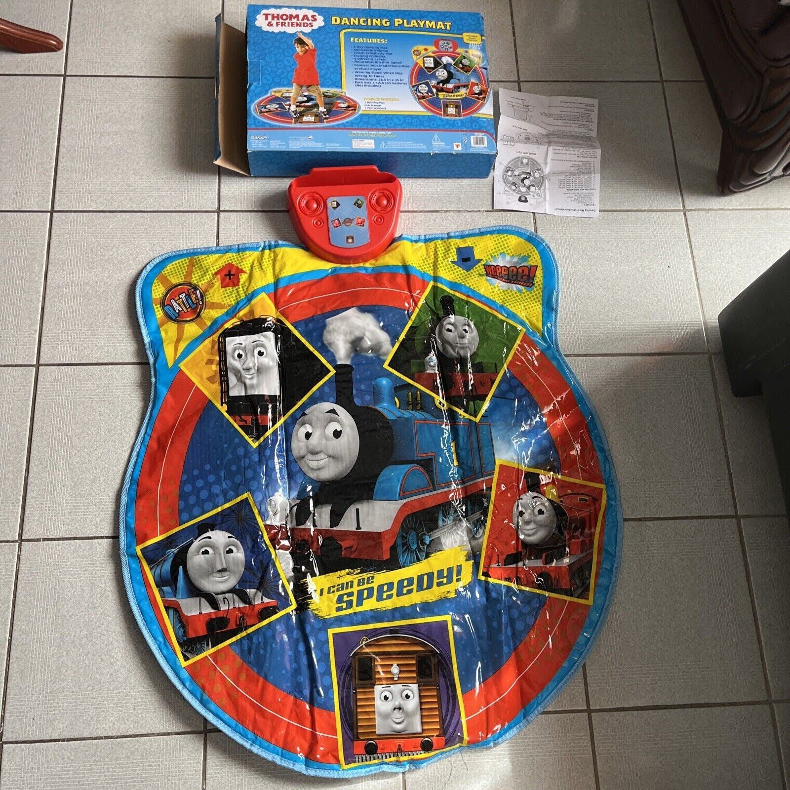 Thomas & Friends Dancing Playmat – Retro Unit
