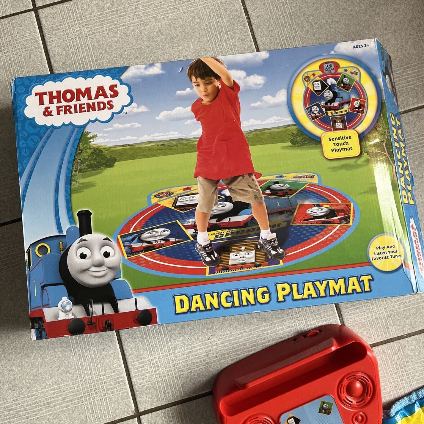 Thomas & Friends Dancing Playmat – Retro Unit