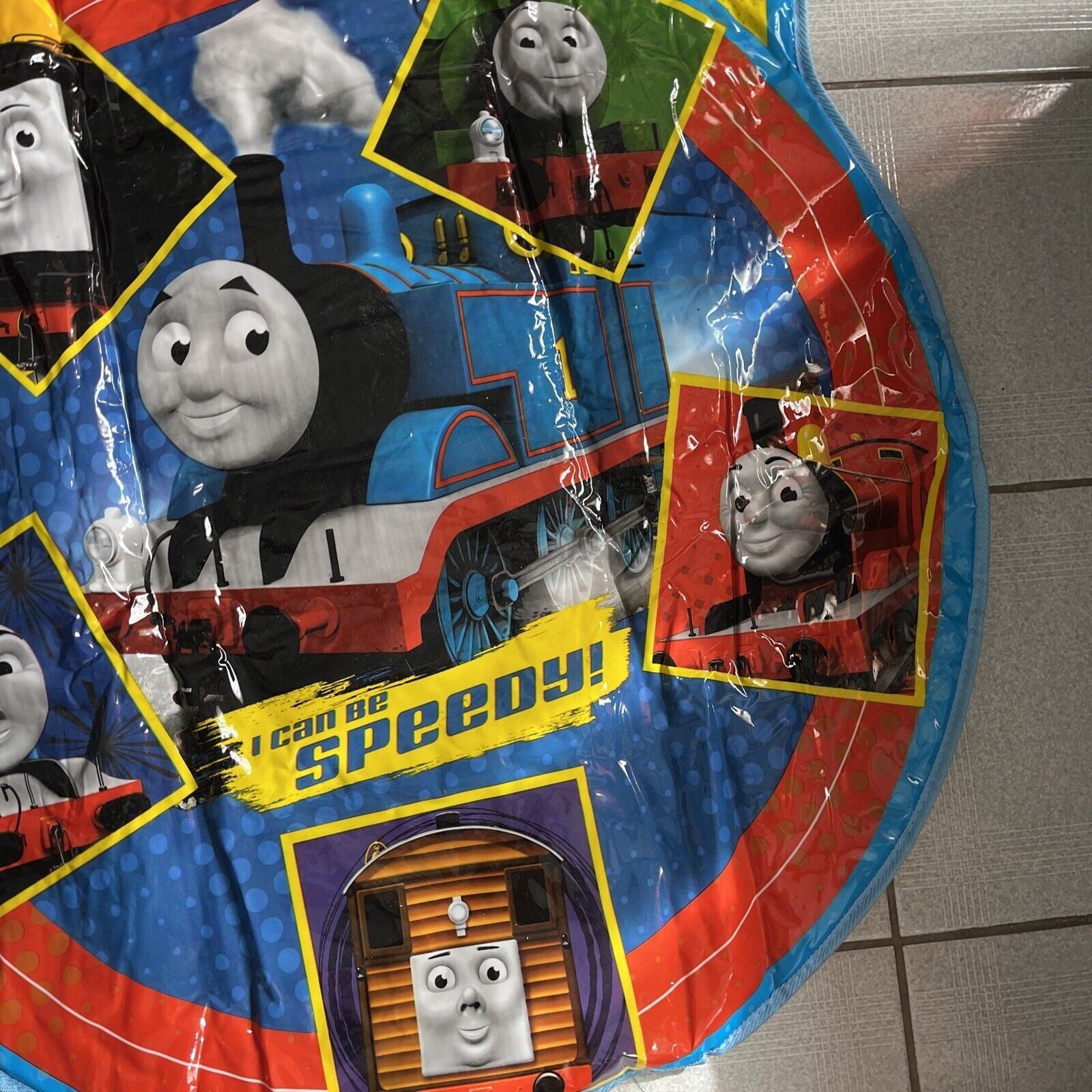 Thomas & Friends Dancing Playmat – Retro Unit