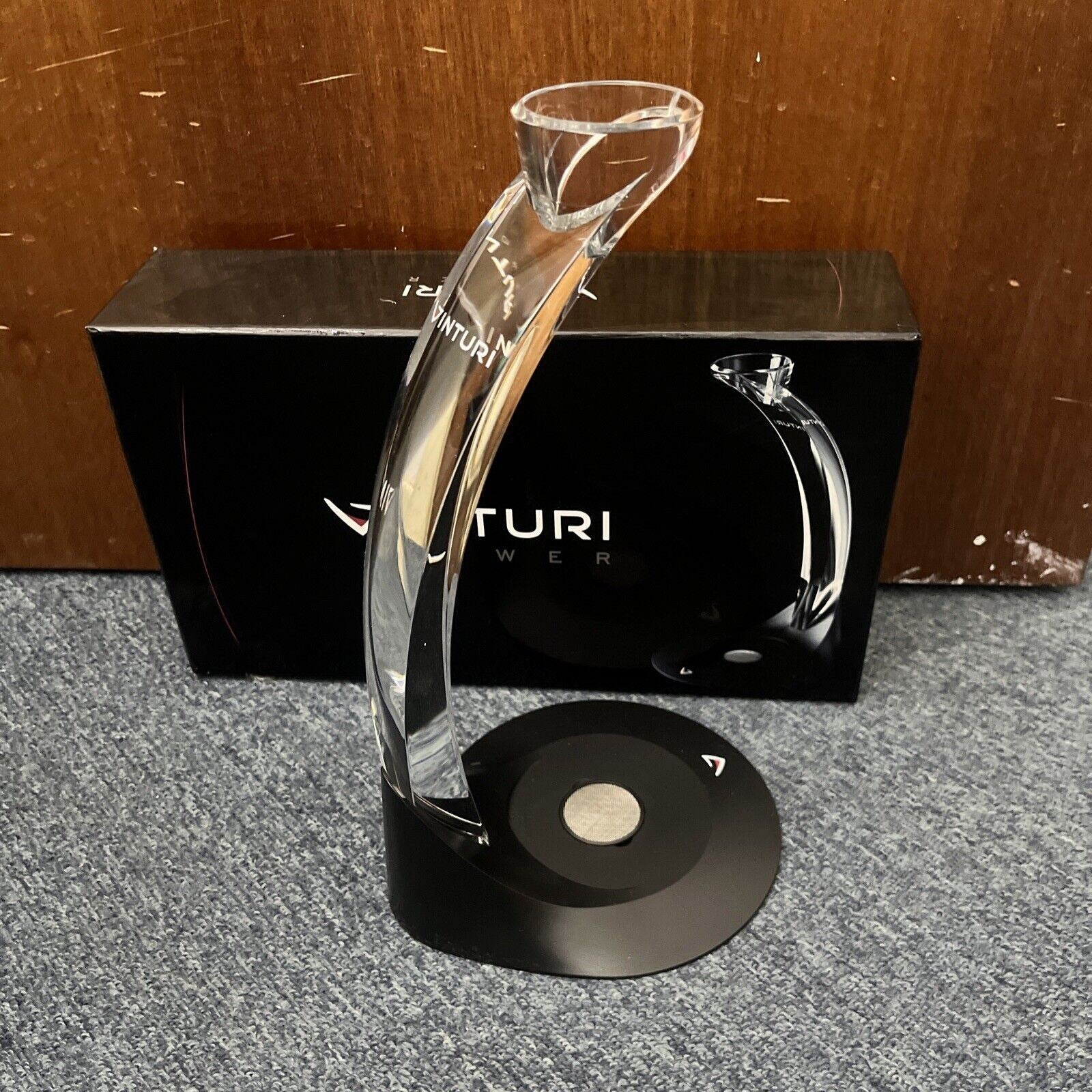Vinturi Red Wine Aerator Tower – Retro Unit