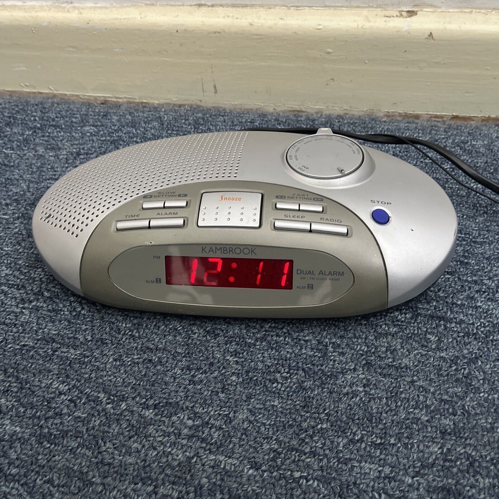 Vintage Kambrook Dual Alarm Clock AM/FM Radio Model KCR40 – Retro Unit