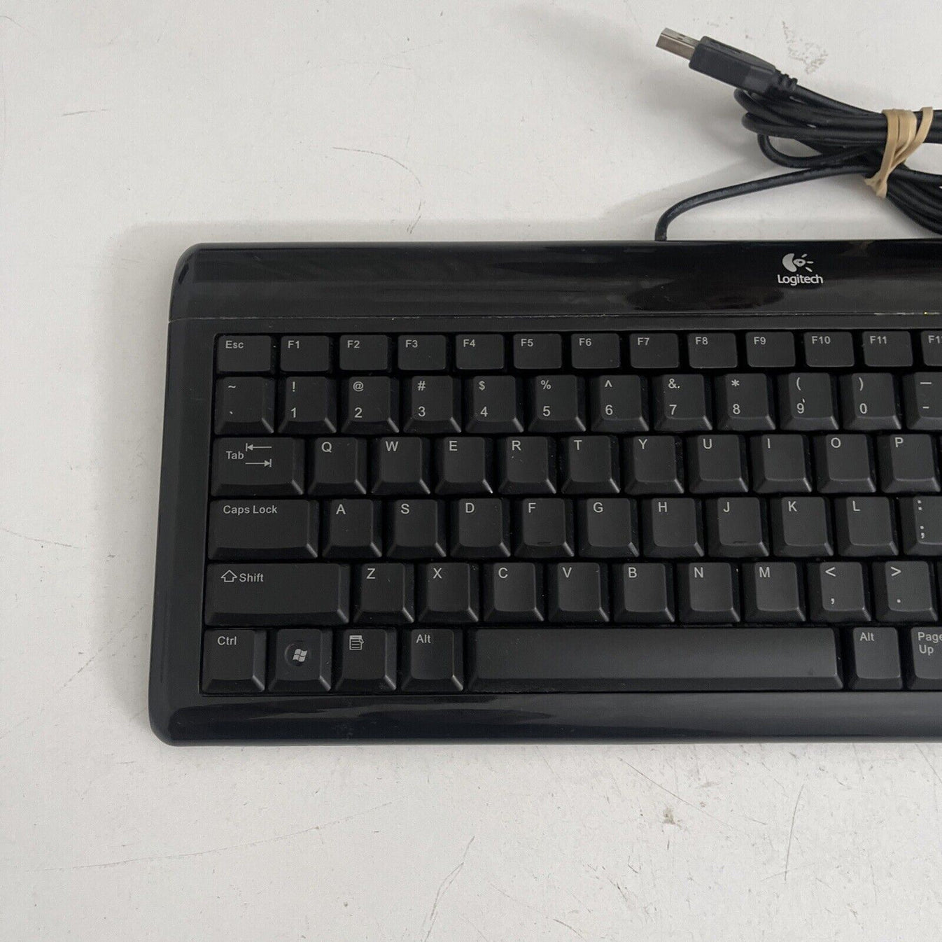 Logitech Ultra Flat Dark-Shine USB Keyboard Y-BP62a – Retro Unit