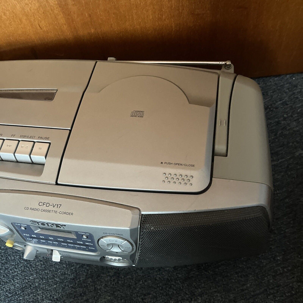 Sony CFD-V17 CD Radio Cassette Recorder AM/FM – Retro Unit