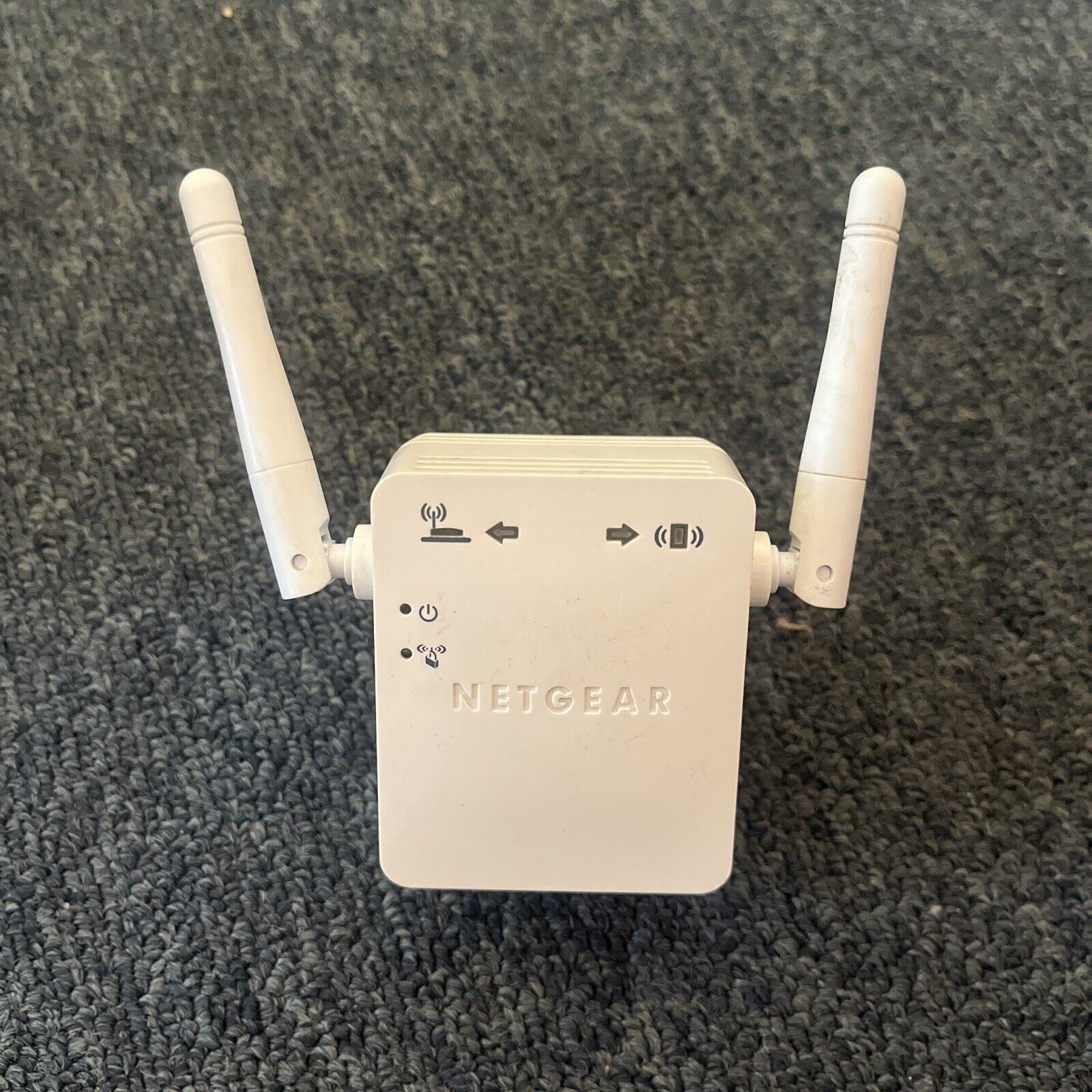 Netgear Universal Wifi Range Extender WN3000RPv3 – Retro Unit