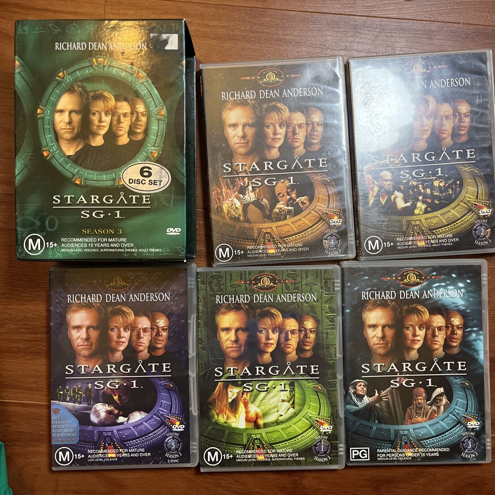 Stargate SG-1 : Season 3 (DVD, 1999, 6-Disc) Richard Dean Anderson, Re – Retro Unit