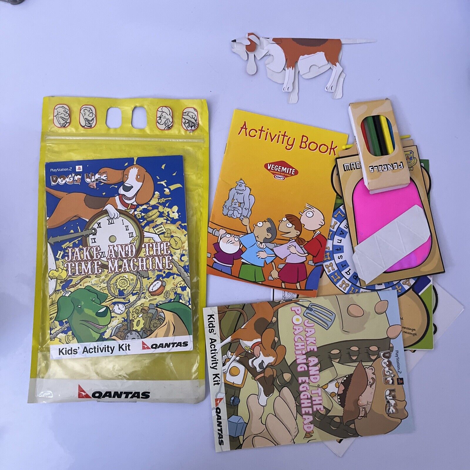 Qantas Kids' Activity Kit 2004 – Retro Unit