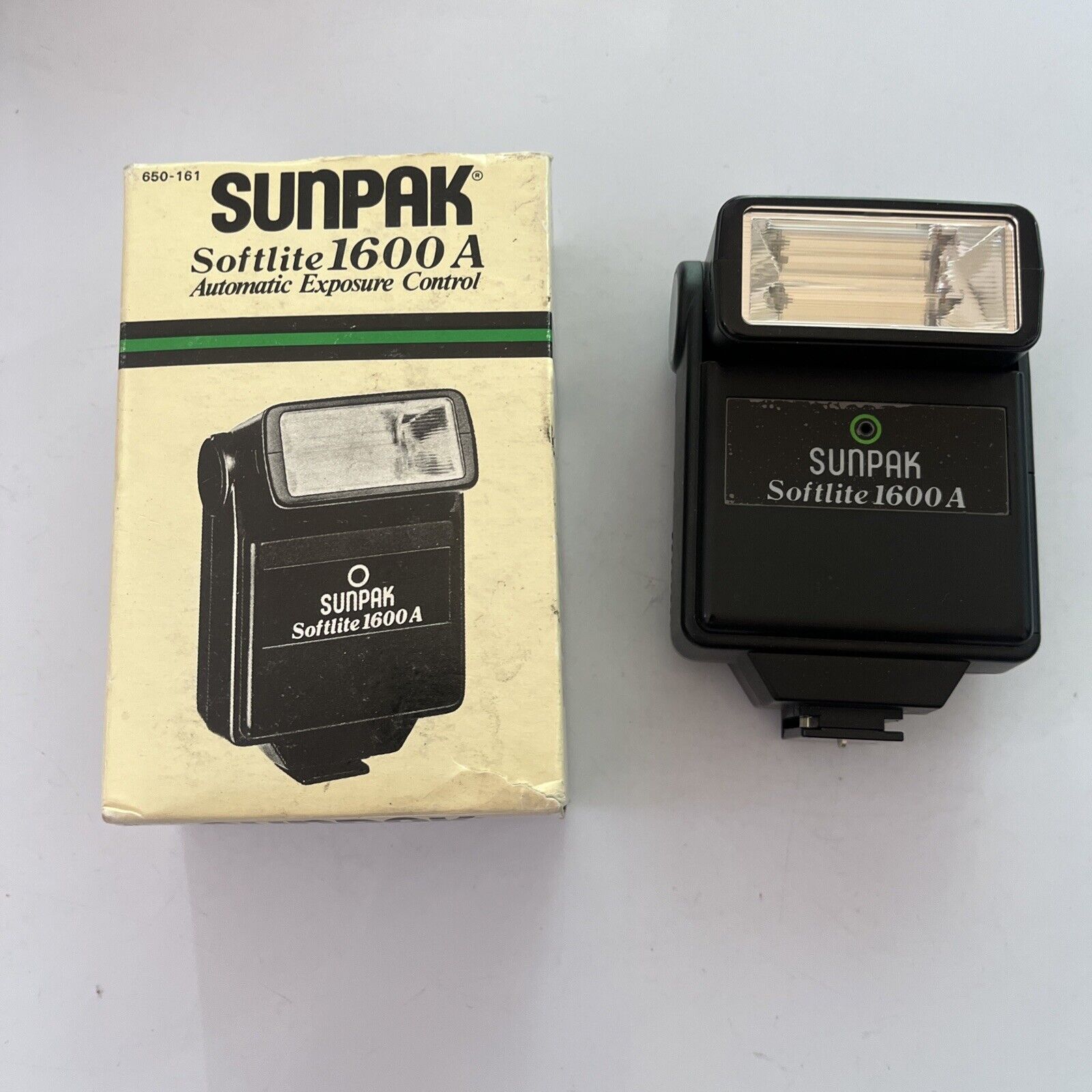 Sunpak Softlite 1600A Automatic Exposure Control Camera Flash – Retro Unit