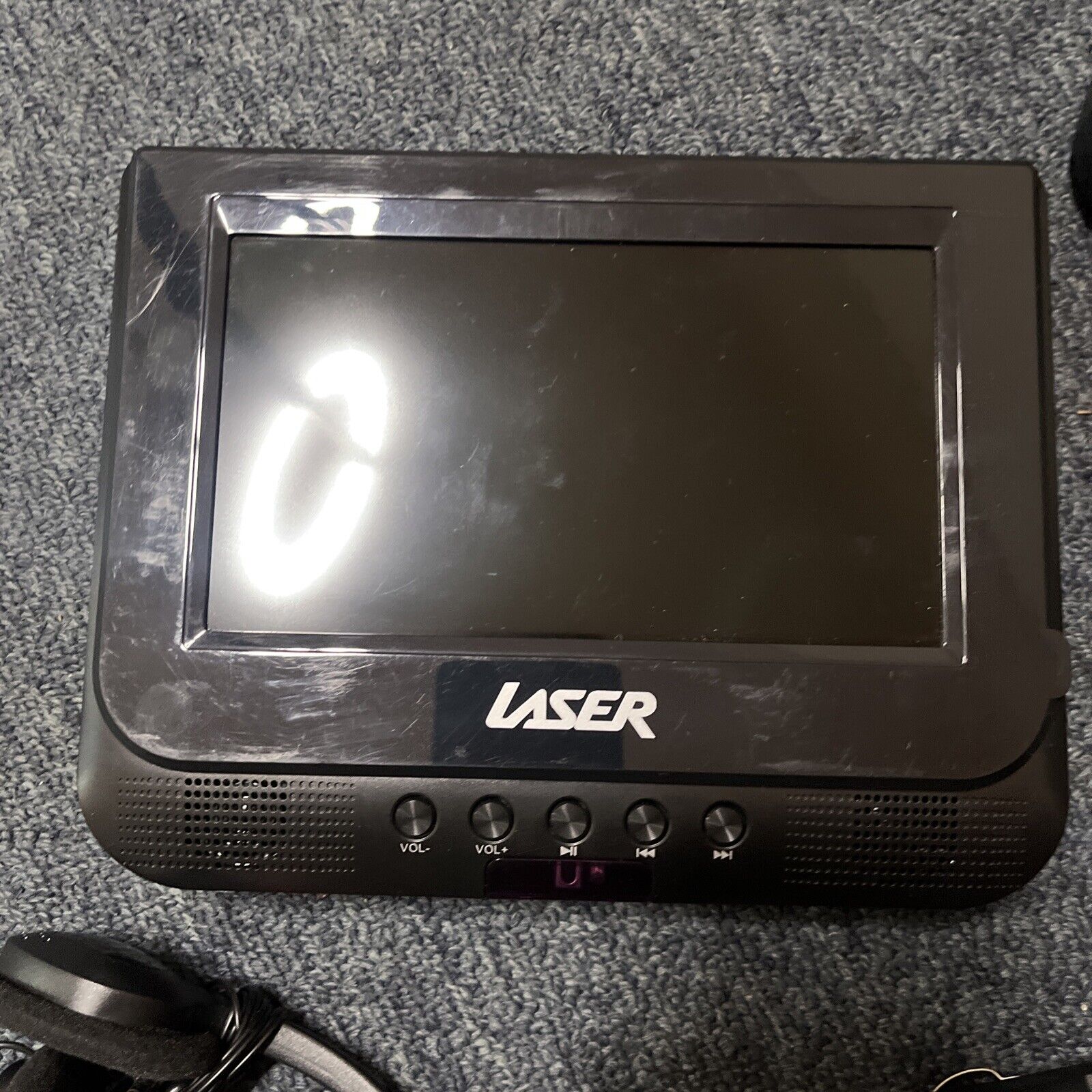 LASER 7" Portable DVD Player Dual Screen Plays All Regions DVD DVD-POR ...