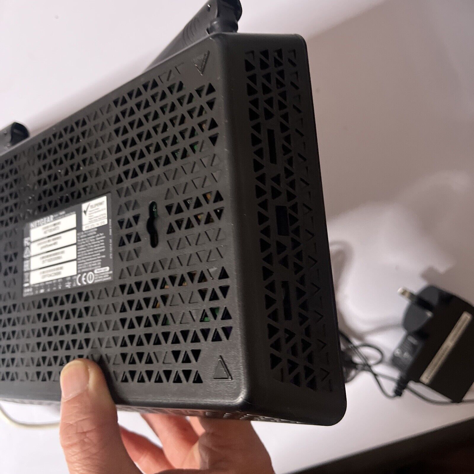 Netgear D6000 AC750 Wifi ADSL Modem Router NBN Compatible – Retro Unit