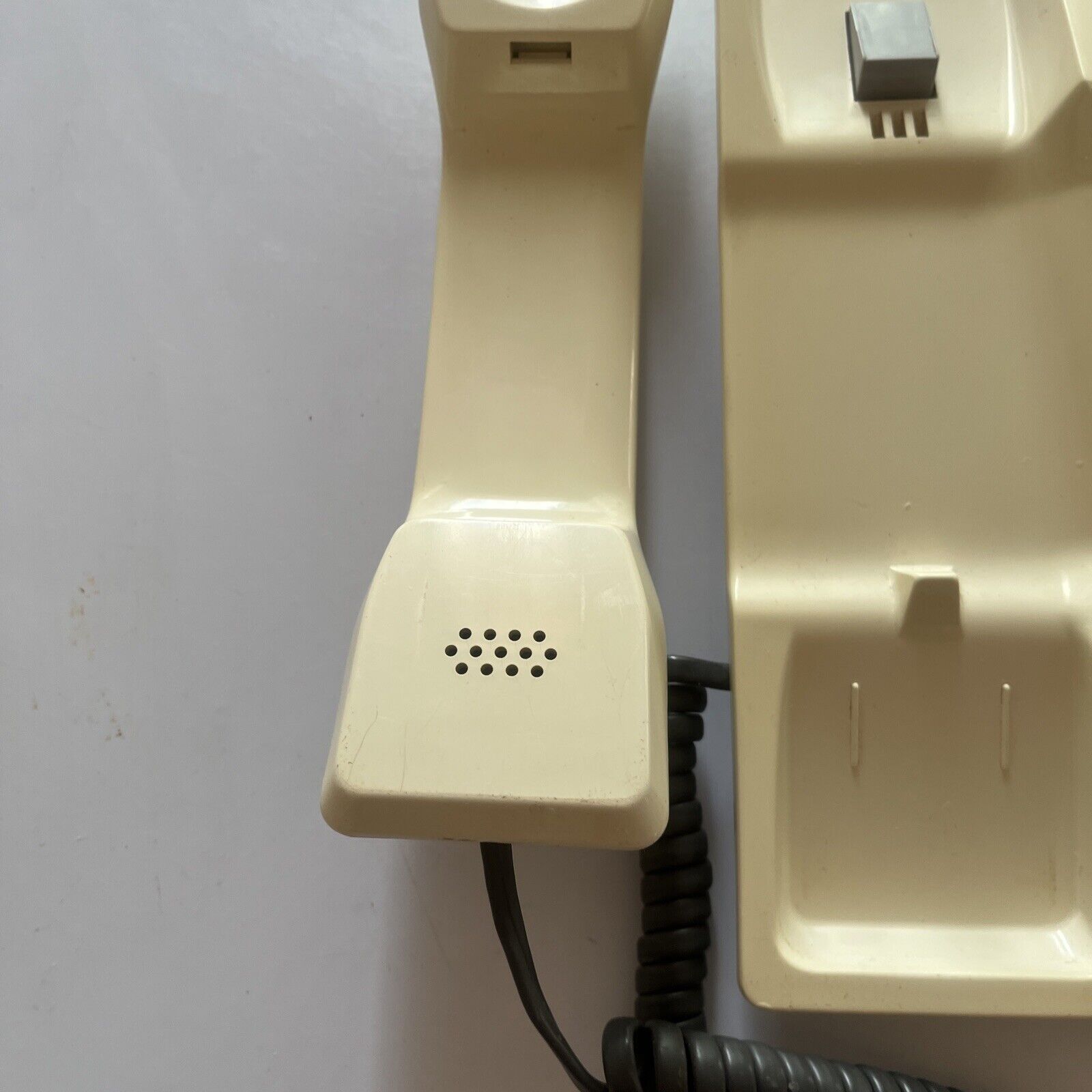 Telecom Touchstone 200 Corded Landline Telephone – Retro Unit