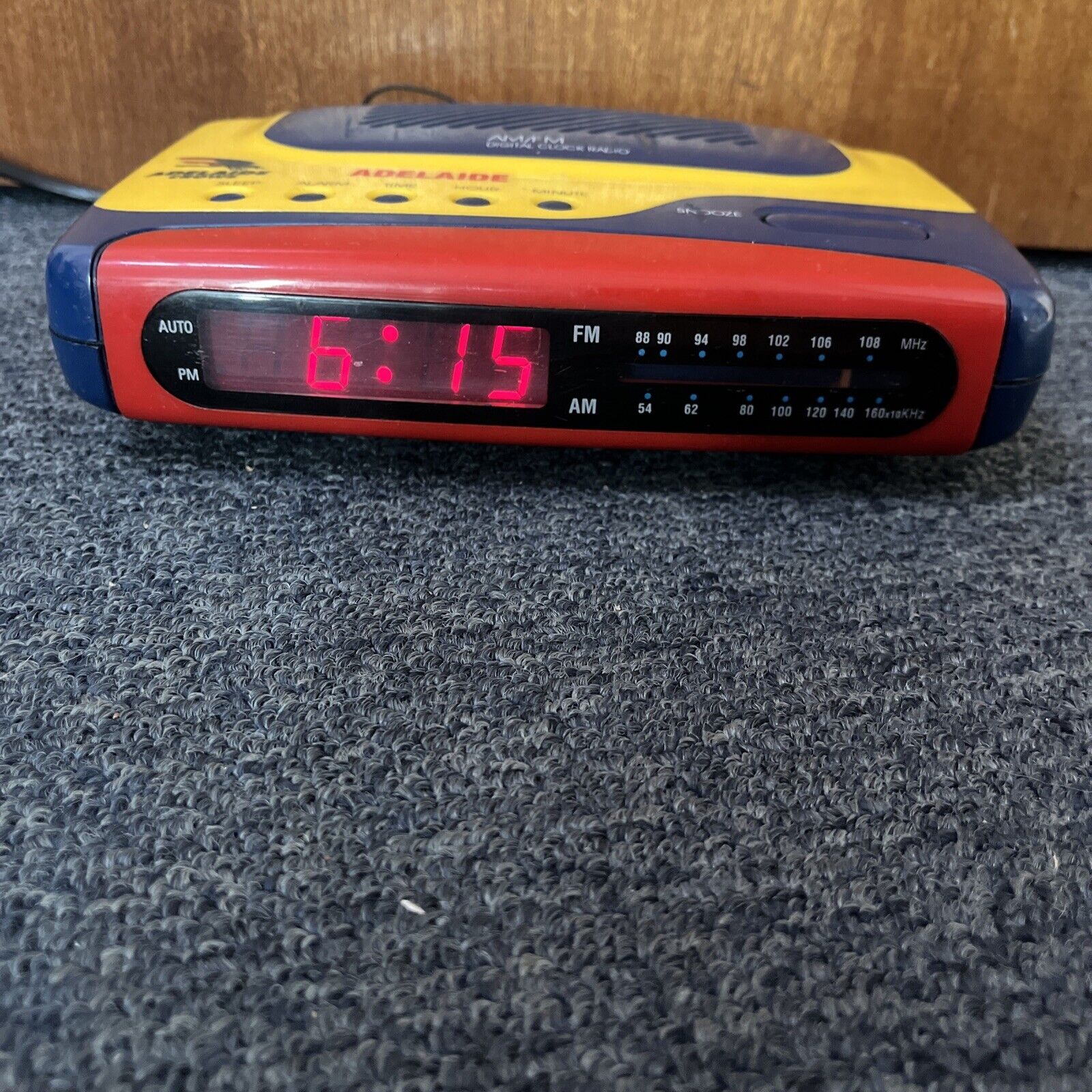 Vintage Adelaide Crows Football Club Alarm Clock AM/FM Radio SX-65 ...